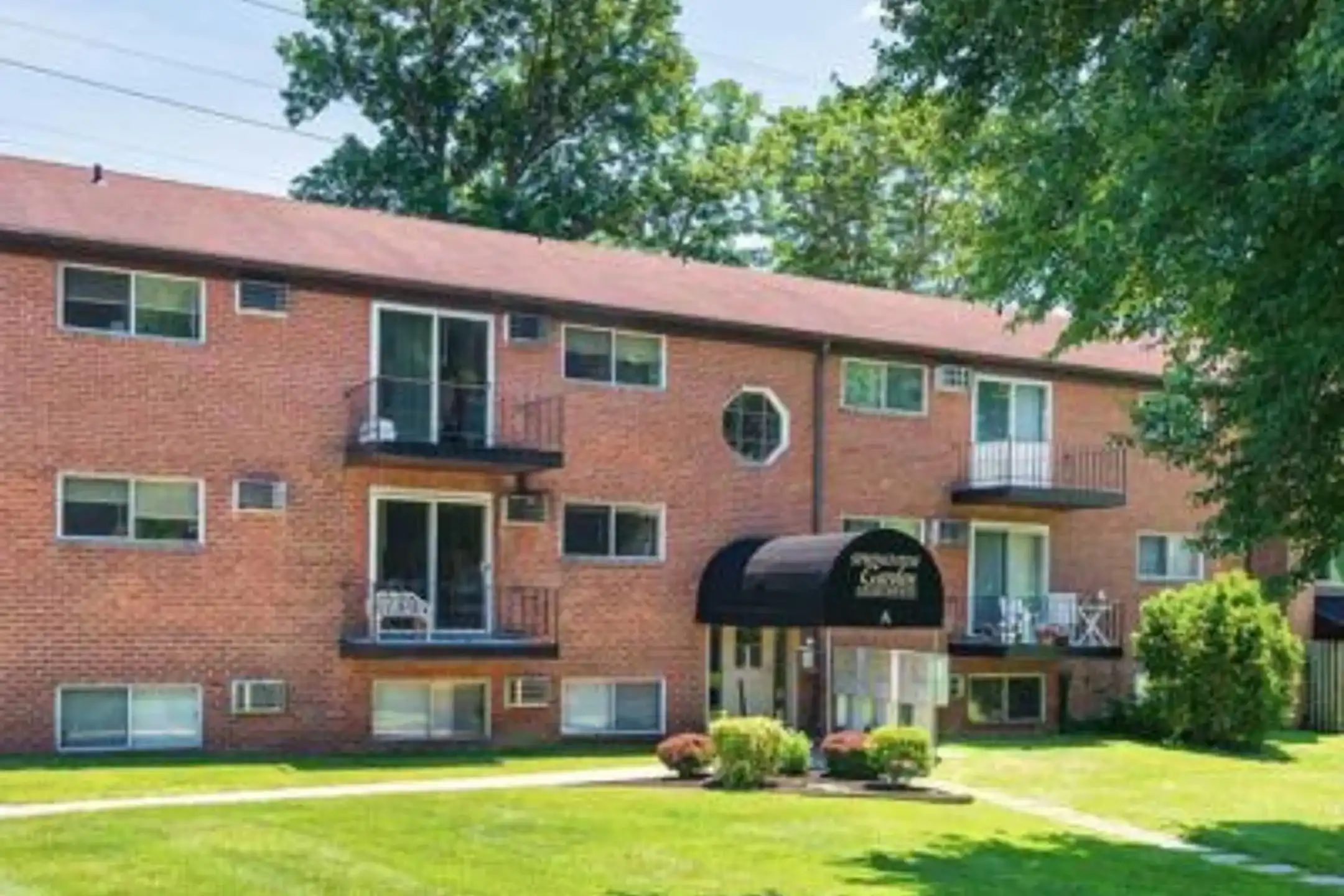 Springview Garden Apartments - Morton, PA 19070 | ApartmentGuide.com