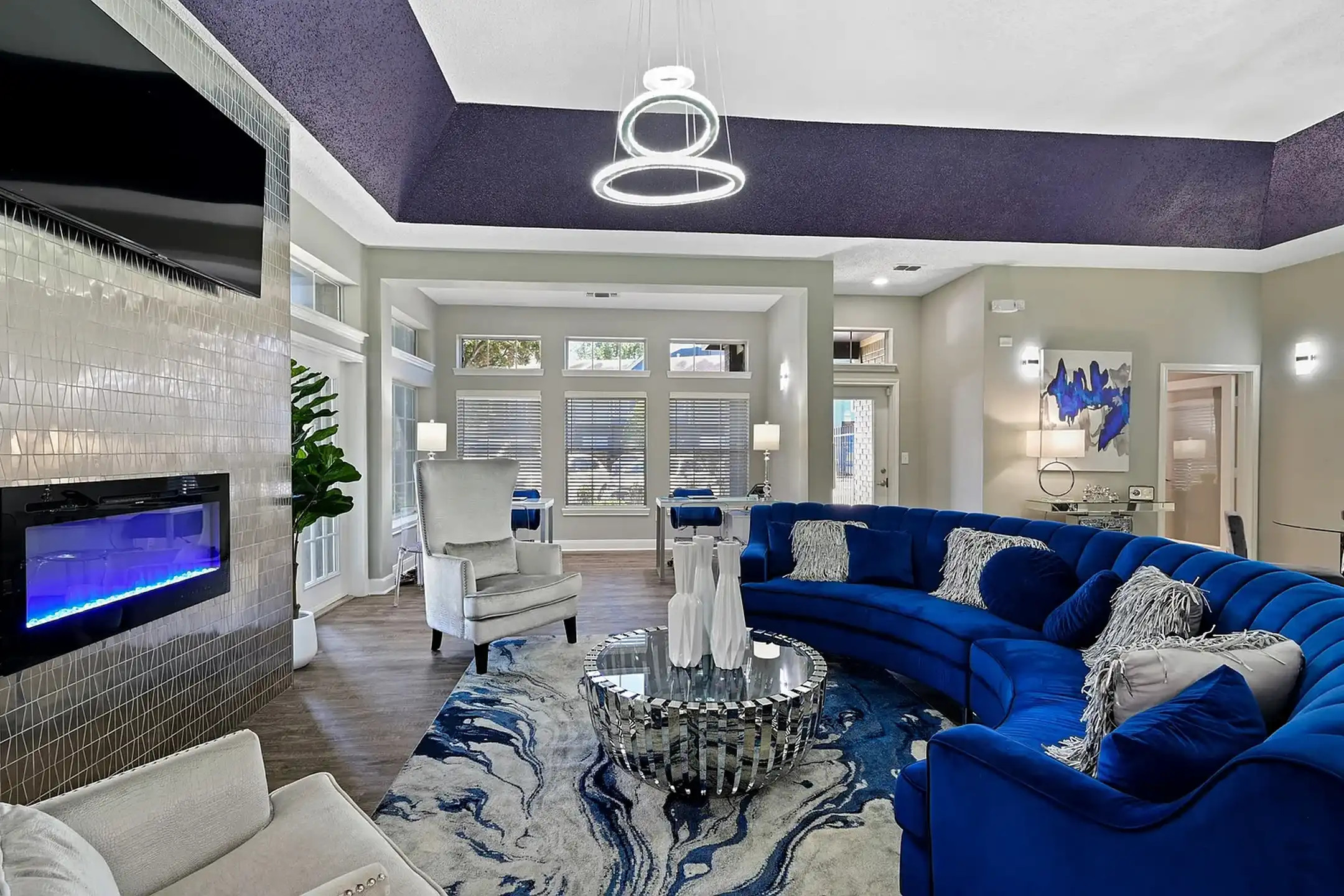 Park at Woodlake - Houston, TX 77063 | ApartmentGuide.com