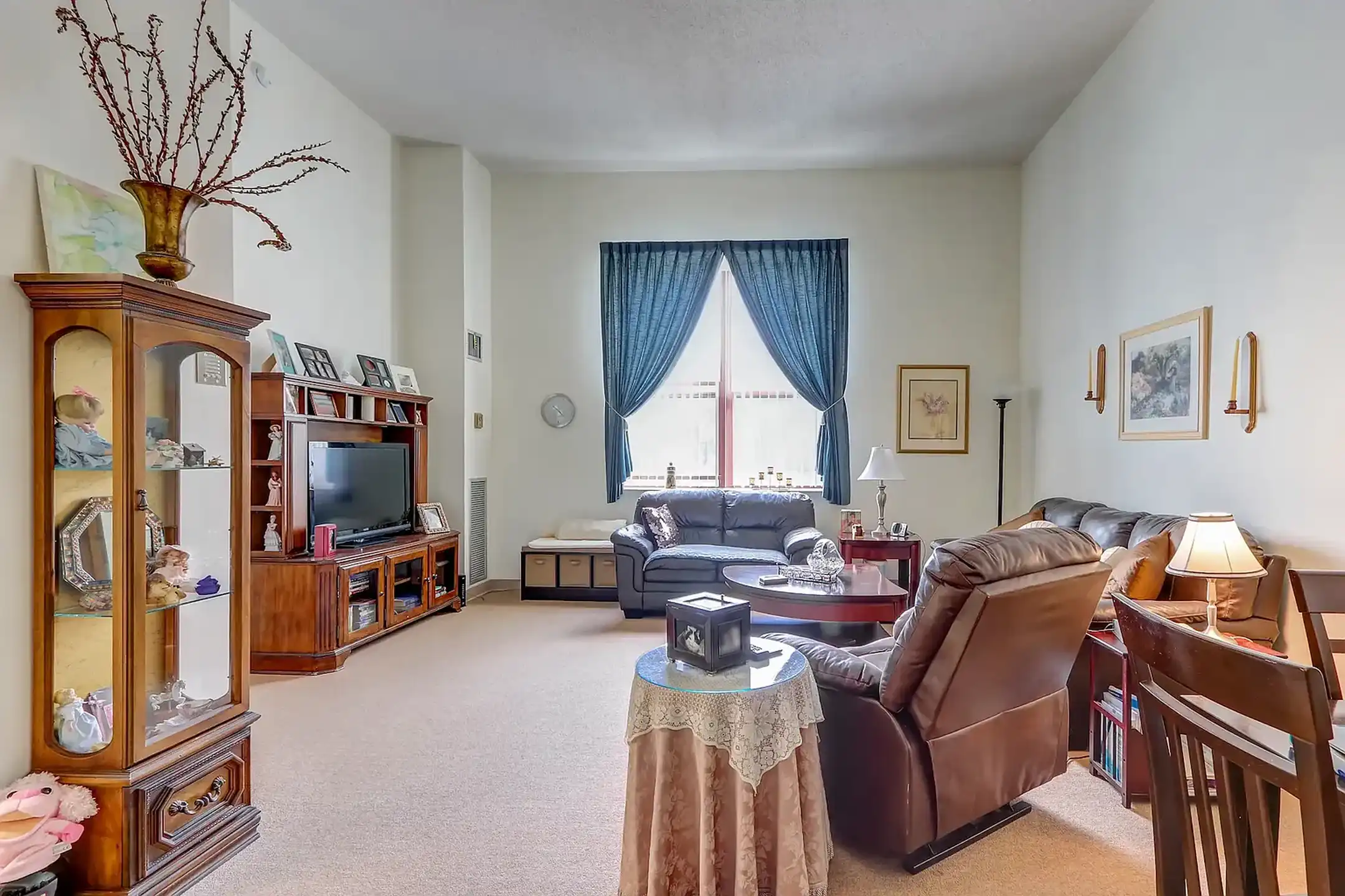 Etna Commons Apartments - Pittsburgh, PA 15223 | ApartmentGuide.com