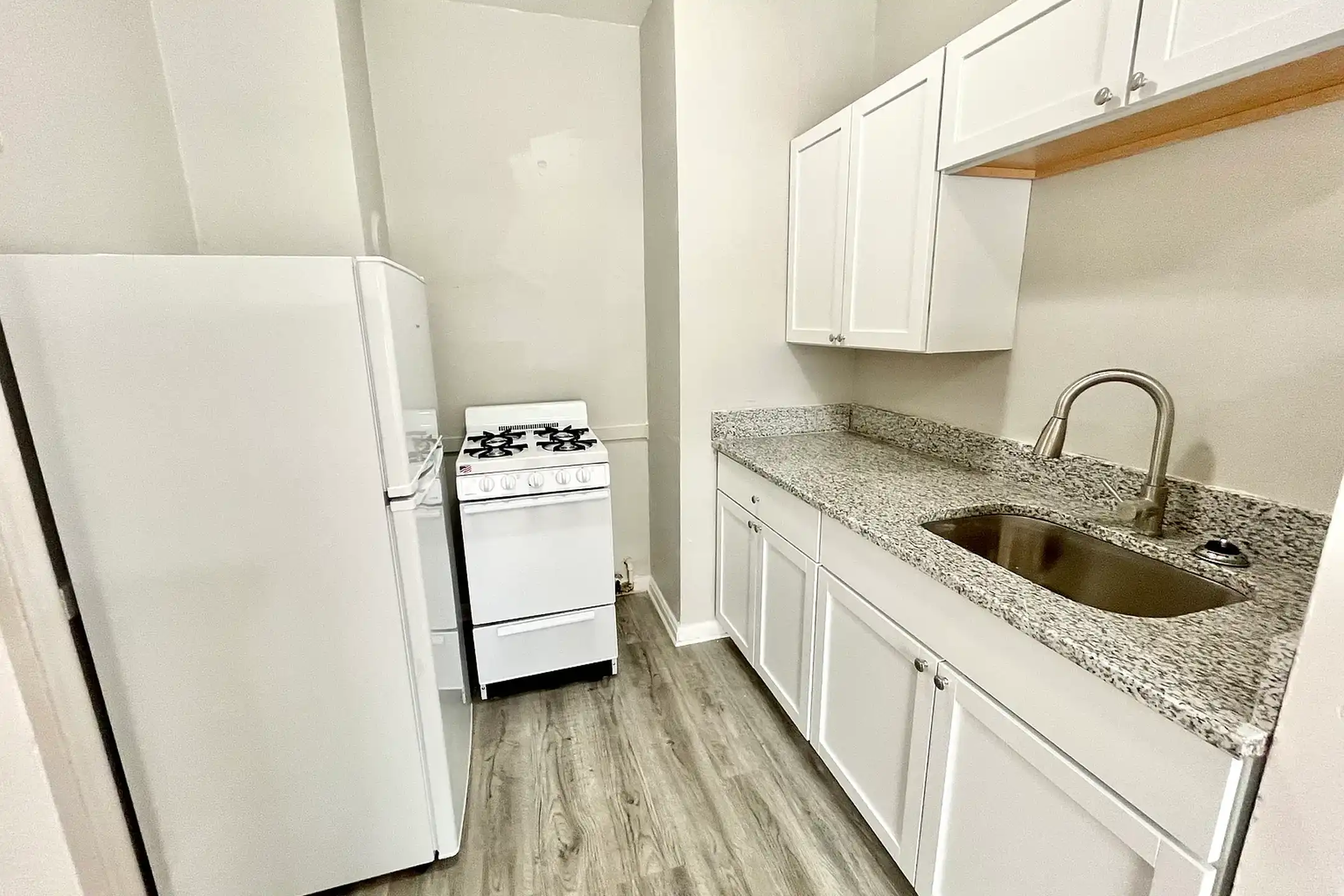 Kenilworth Avenue Apartments - Lakewood, OH 44107 | ApartmentGuide.com