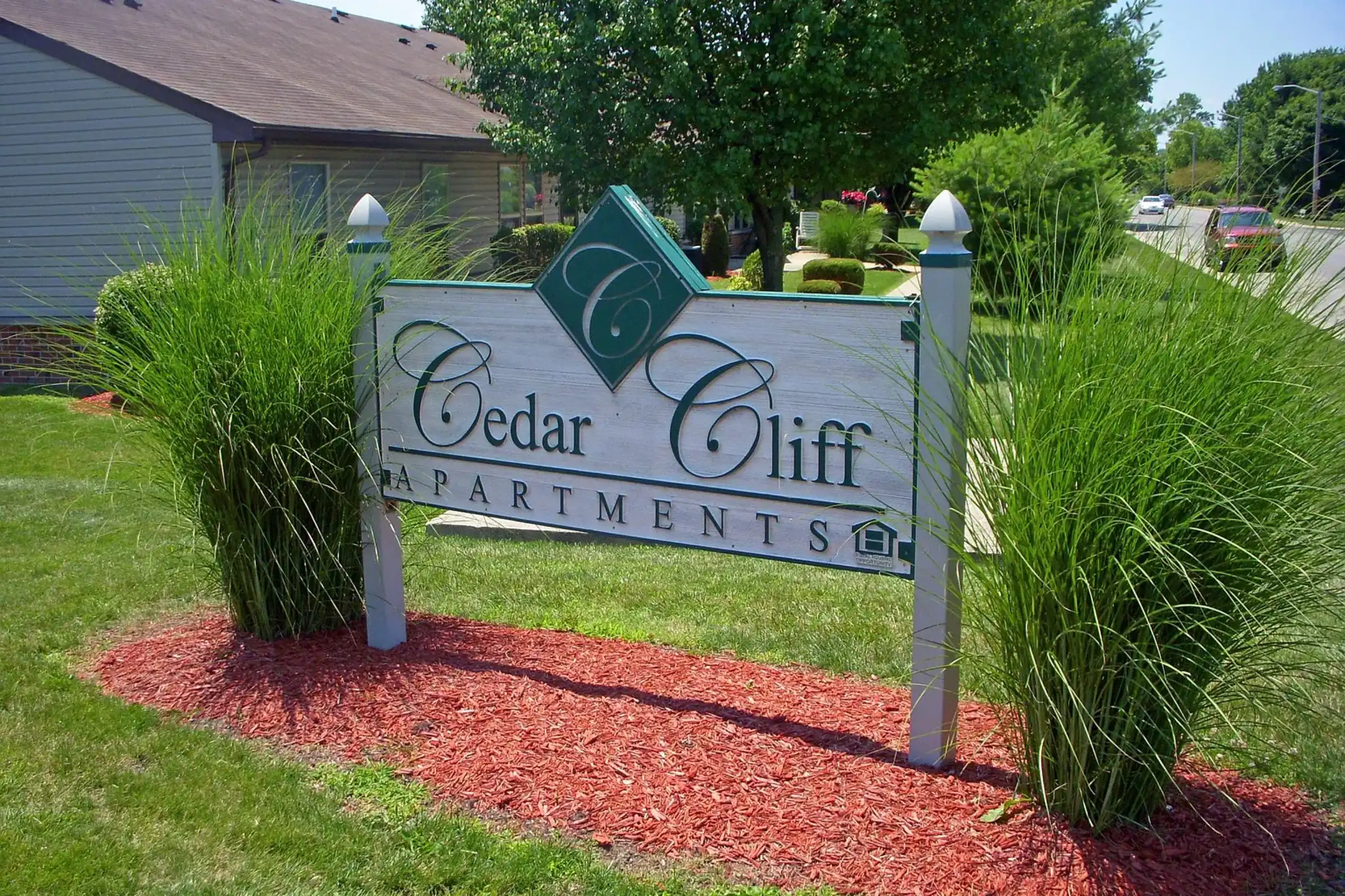 Cedar Cliff Apartments - Richmond, IN 47374 | ApartmentGuide.com