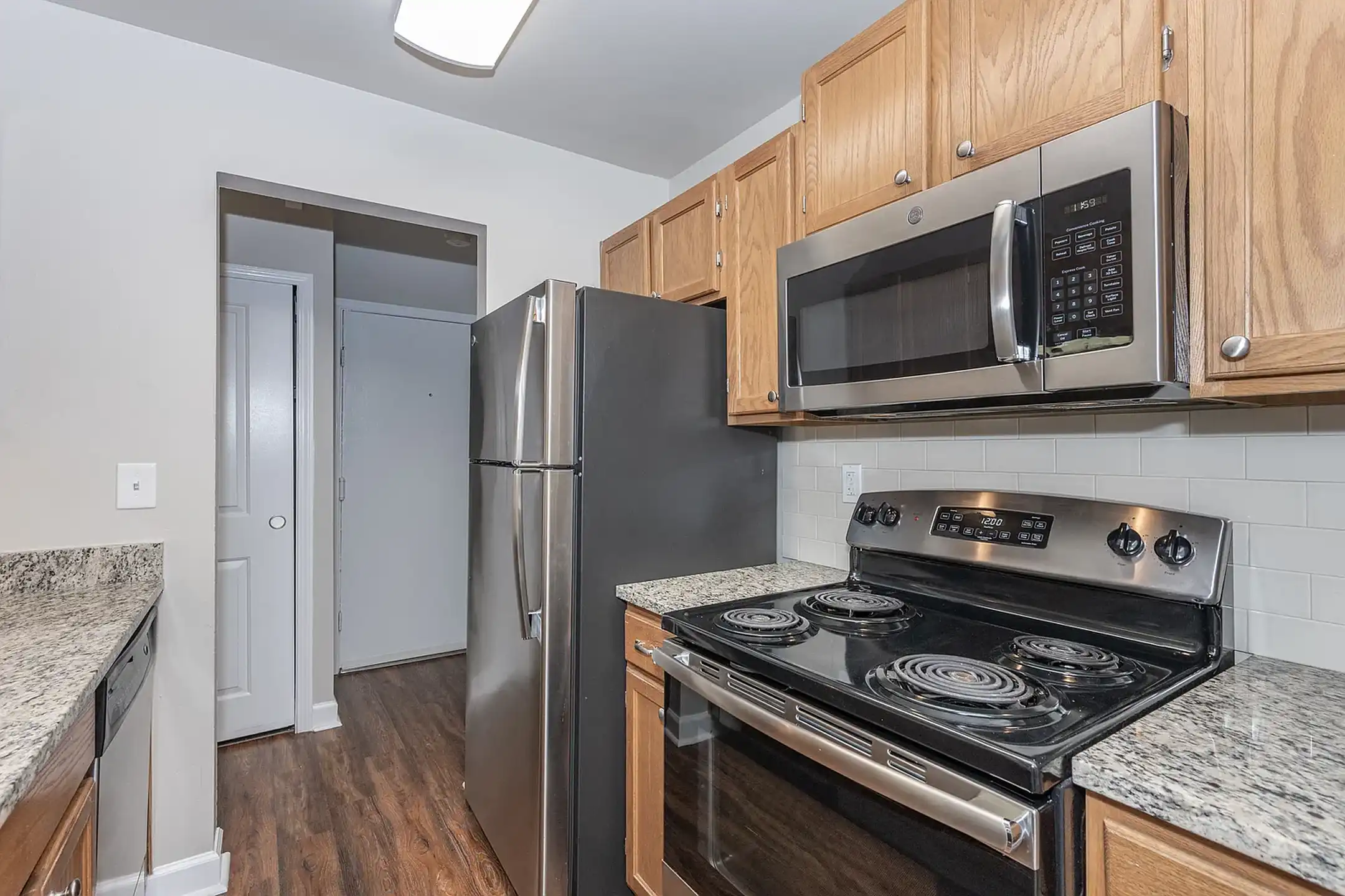 Village of Coldstream - Cincinnati, OH 45255 | ApartmentGuide.com