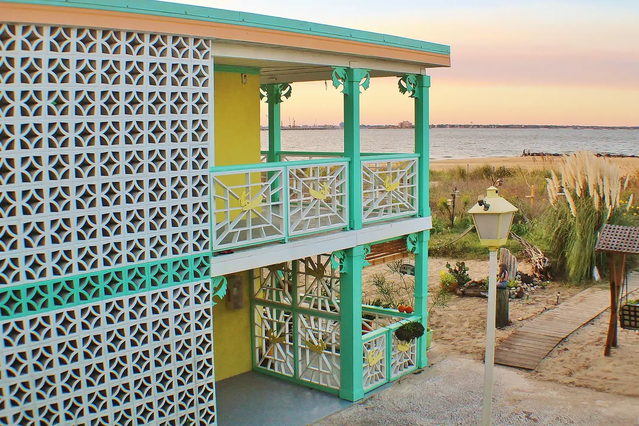 Surf Rider - Norfolk, VA 23503 | ApartmentGuide.com