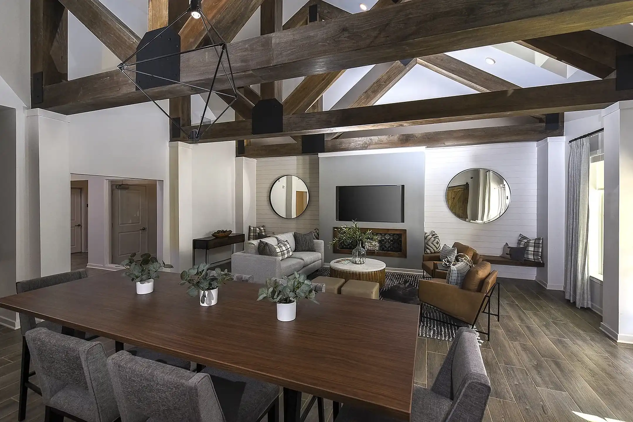 Sundale Flats - Charlotte, NC 28213 | ApartmentGuide.com