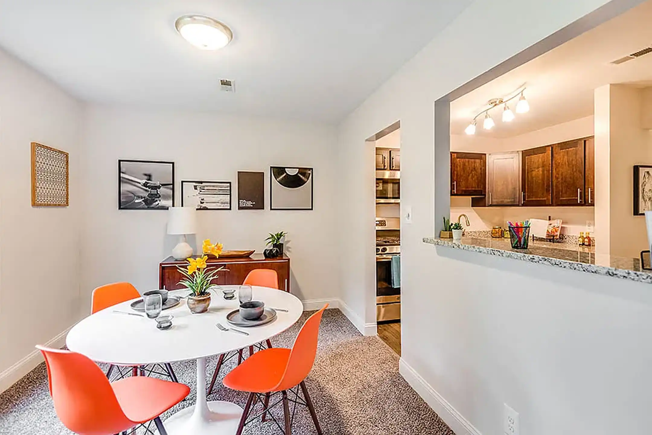 Padonia Village Apartments - Timonium, MD 21093 | ApartmentGuide.com