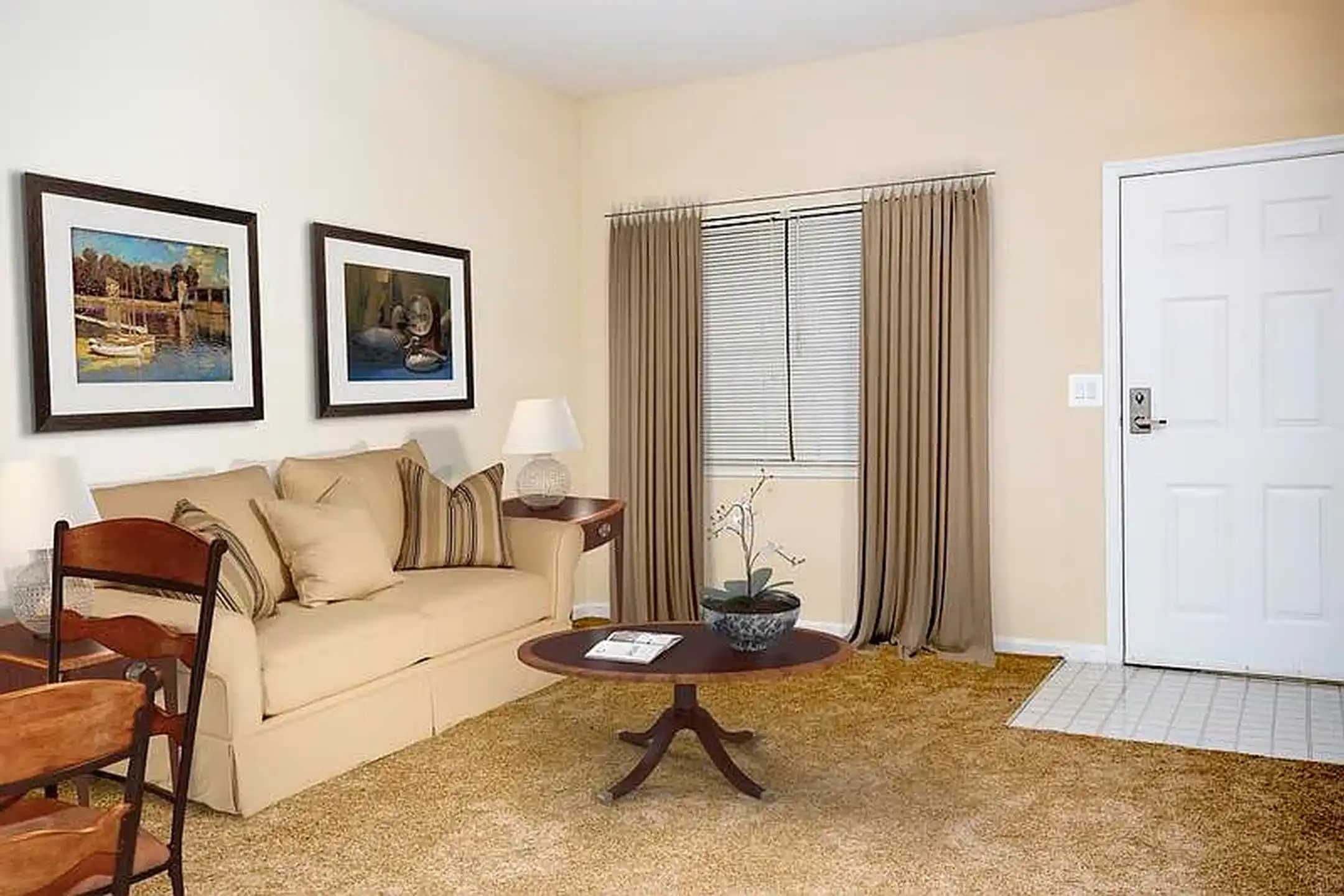 Clinton Manor - Clinton, MD 20735 | ApartmentGuide.com