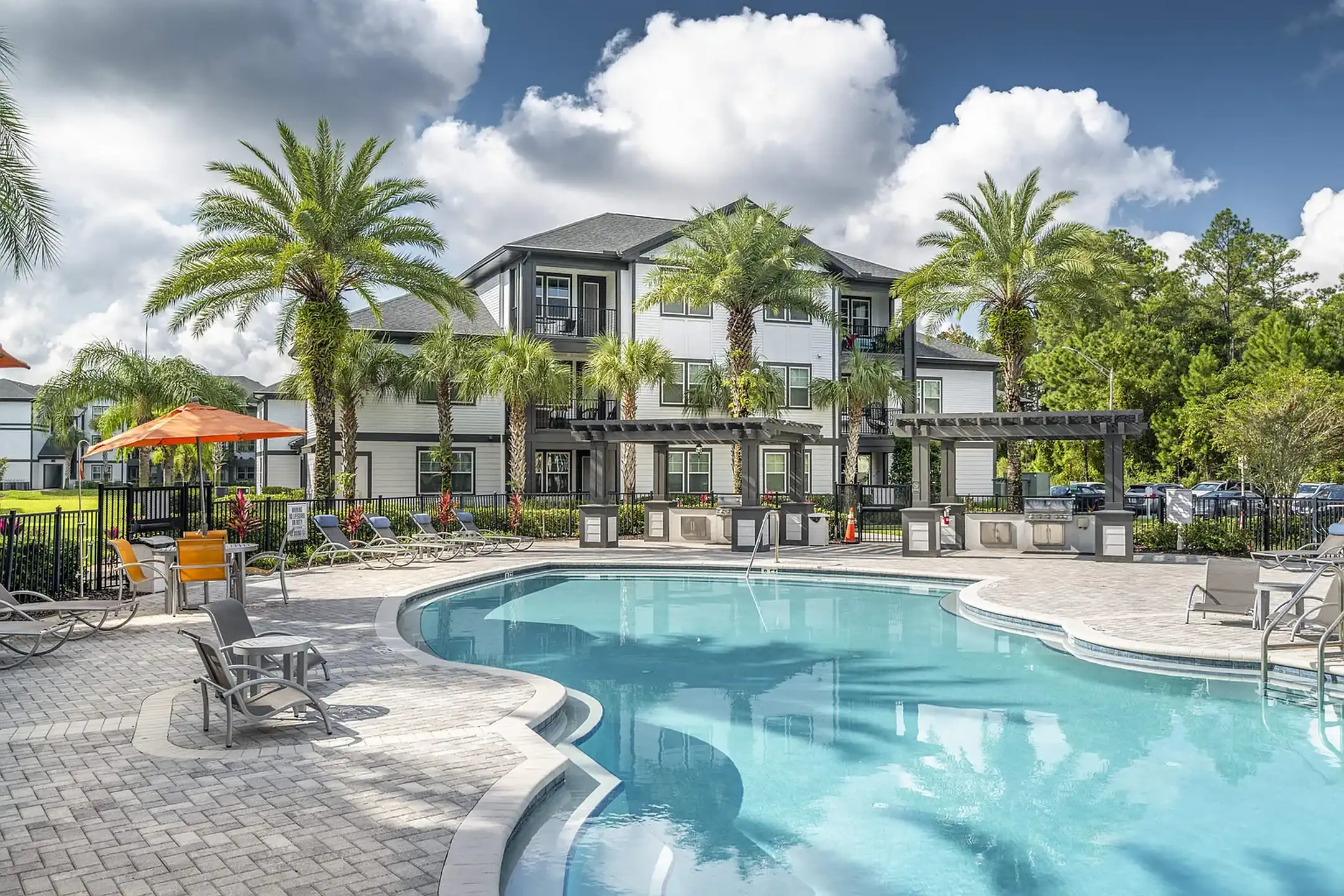The Point at Tamaya - Jacksonville, FL 32246 | ApartmentGuide.com