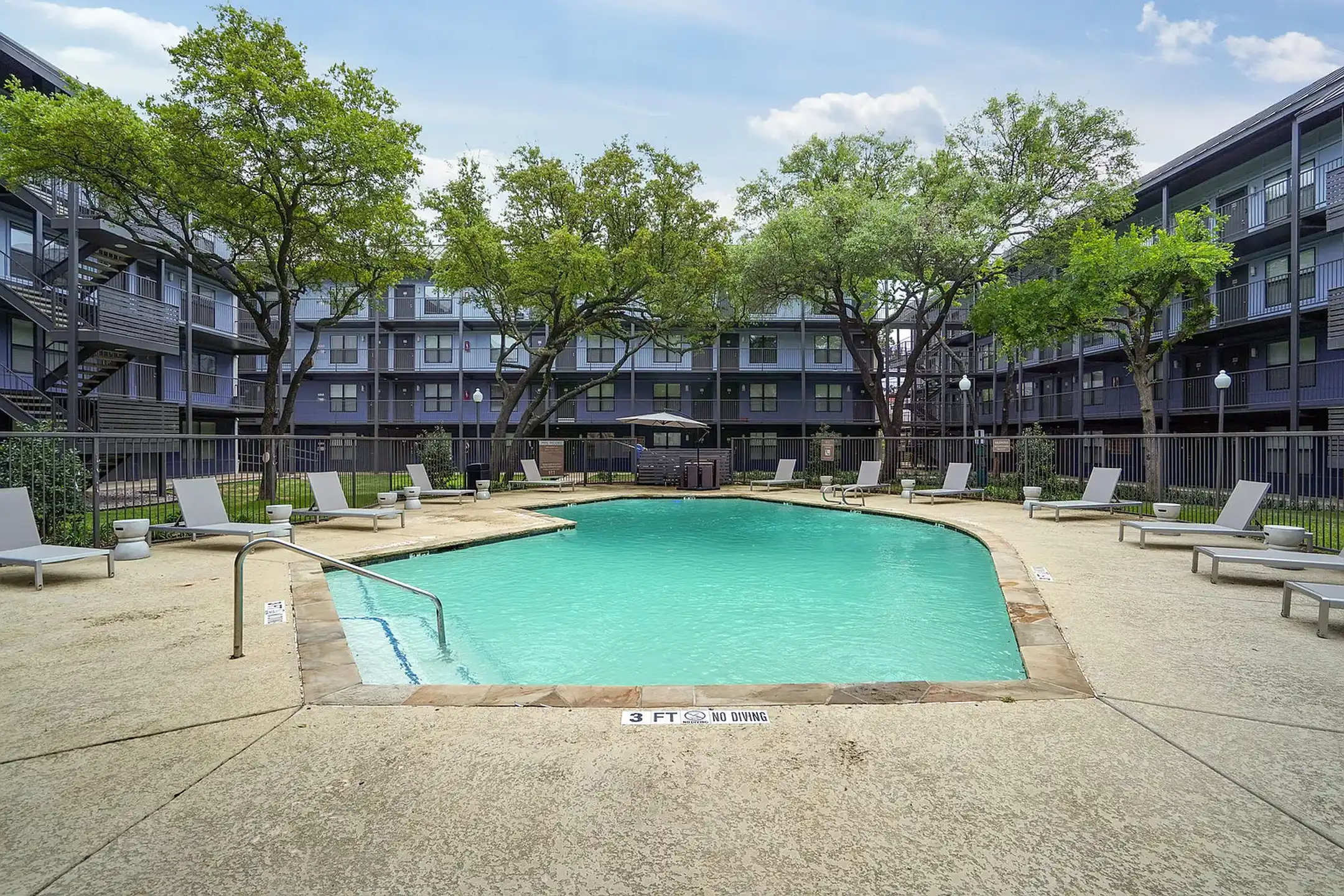 Seville @ Bellmar - Dallas, TX 75230 | ApartmentGuide.com