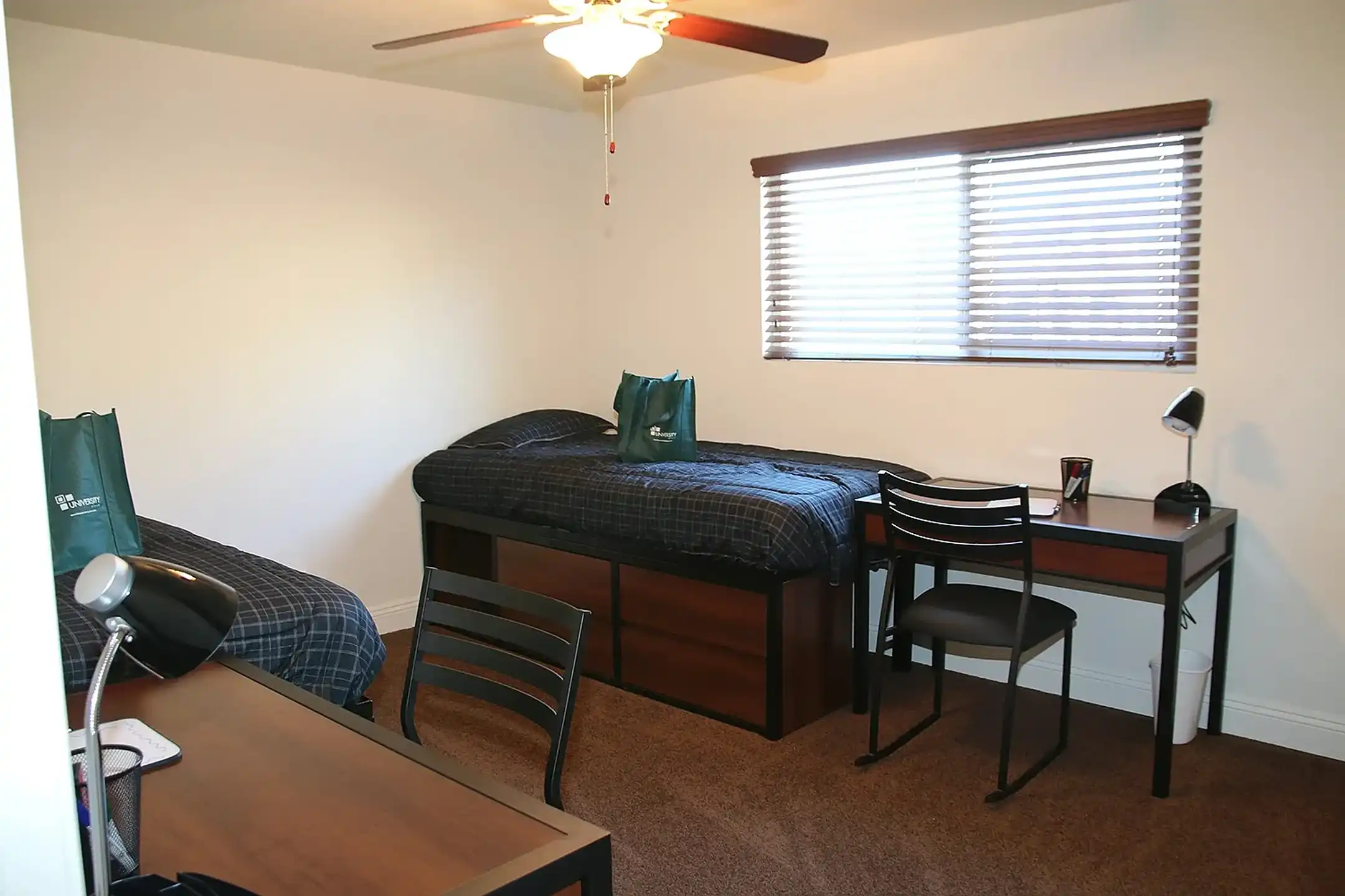 University Place - Fresno, CA 93710 | ApartmentGuide.com