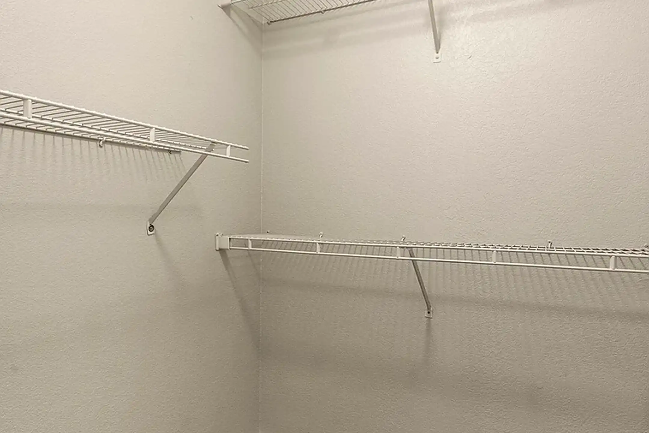 Indigo Springs - Kent, WA 98031 | ApartmentGuide.com