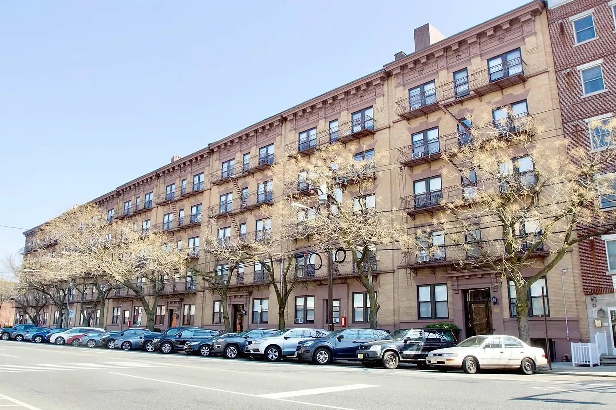Willow View - Hoboken, NJ 07030 | ApartmentGuide.com