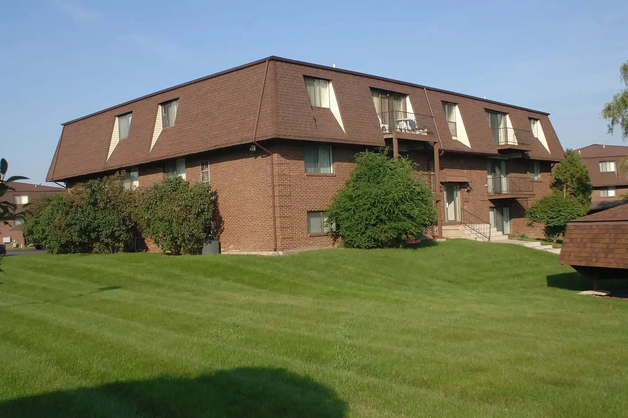 Walnut Hills - Kentwood, MI 49512 | ApartmentGuide.com