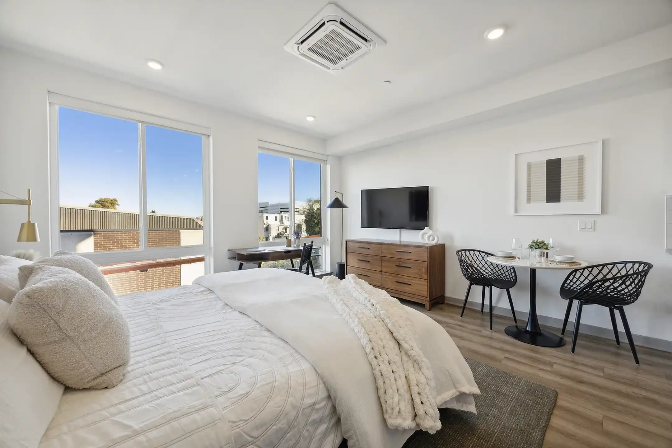 The Commons On Ludlow - Philadelphia, PA 19104 | ApartmentGuide.com