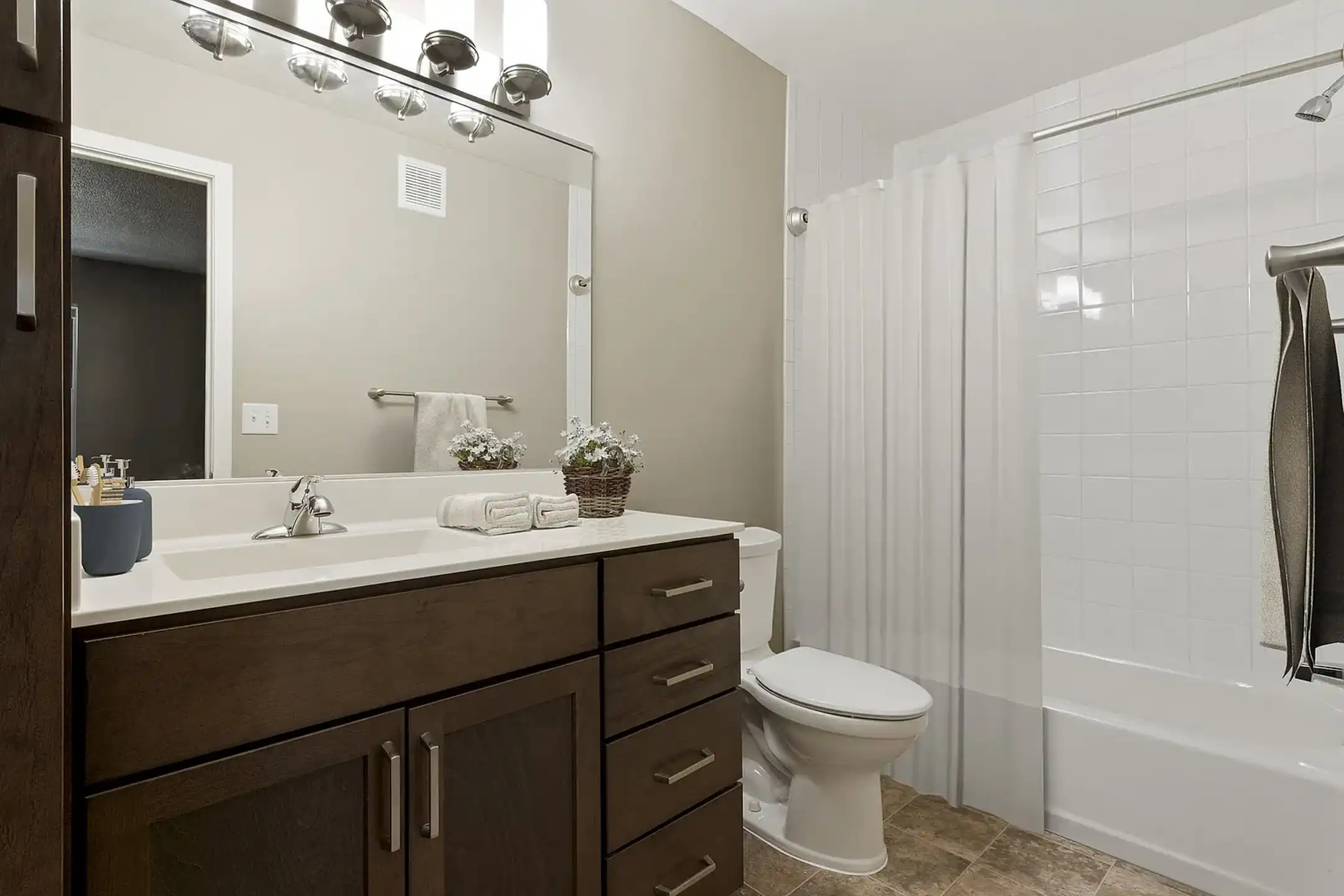 Mallard Ridge - Maple Grove, MN 55369 | ApartmentGuide.com