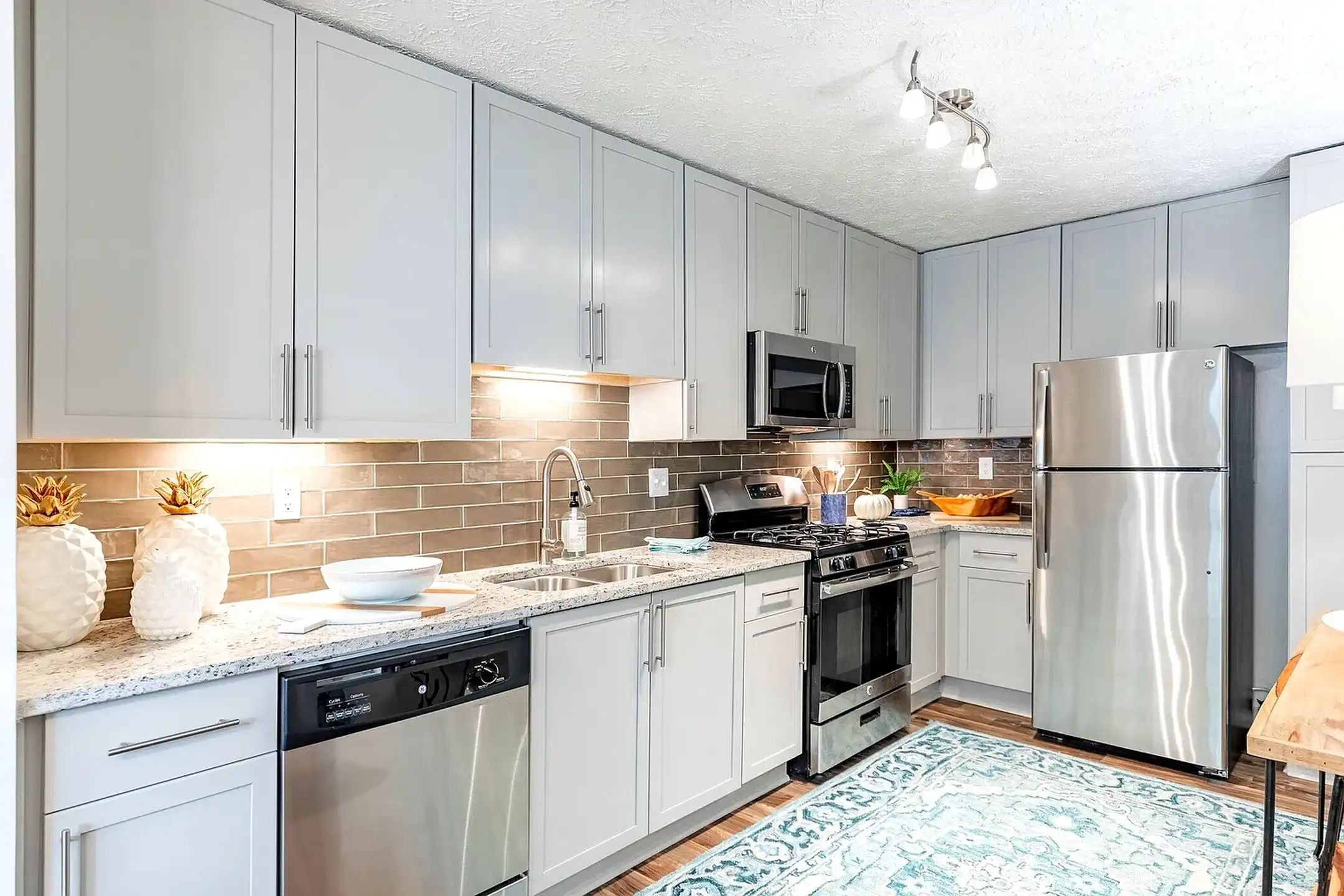 Collier Ridge - Atlanta, GA 30327 | ApartmentGuide.com