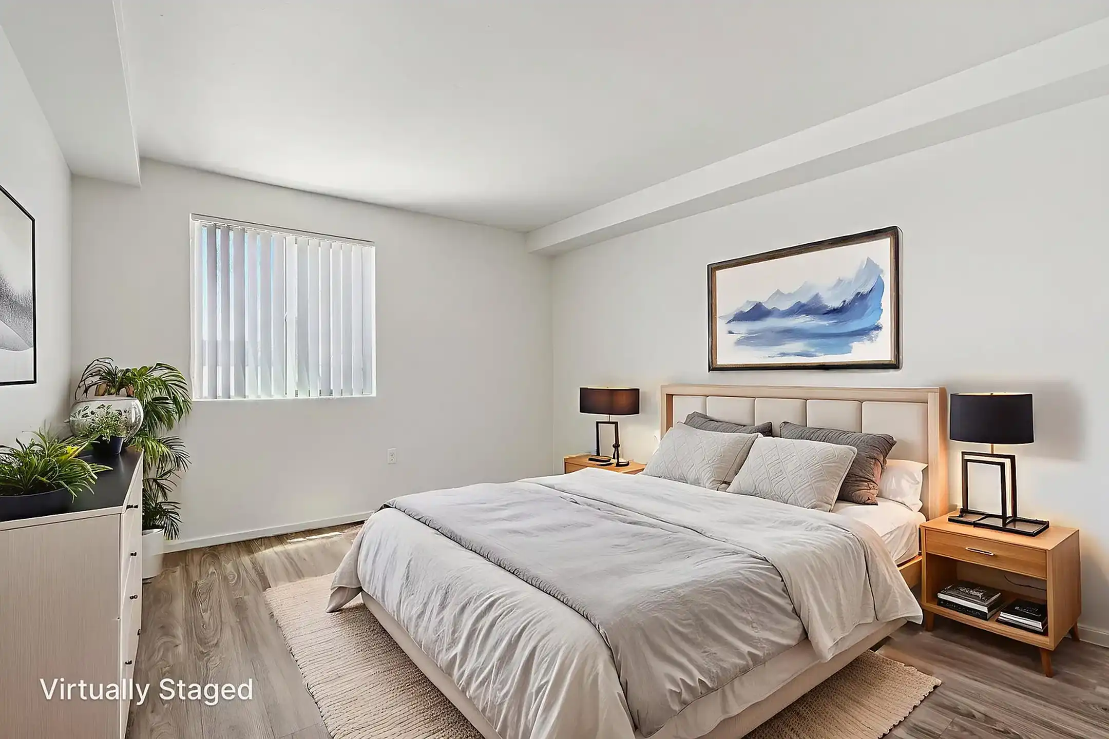 Lofts@ 10 - Phoenix, AZ 85006 | ApartmentGuide.com