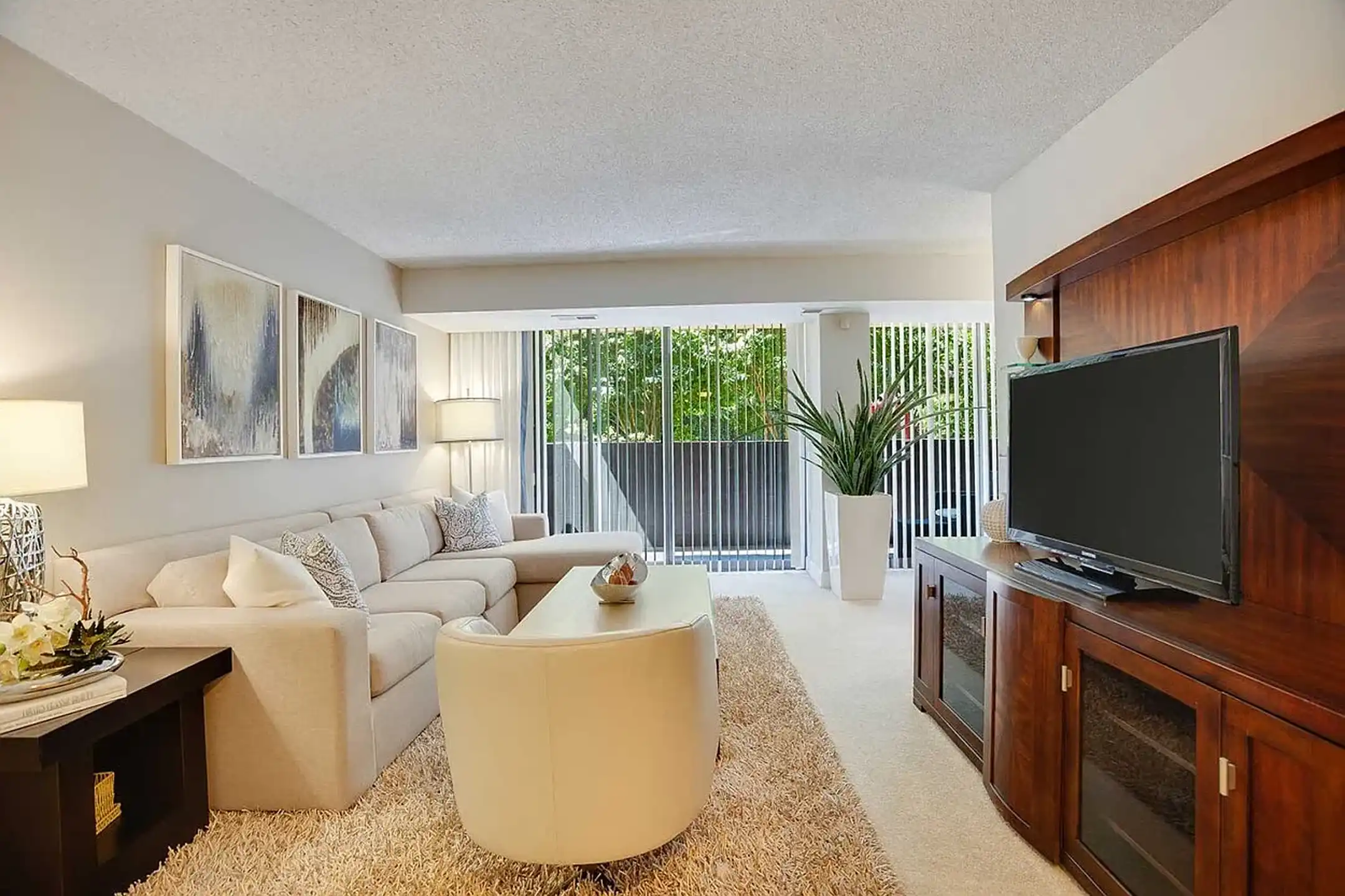 Excelsior Tower - Alexandria, VA 22312 | ApartmentGuide.com