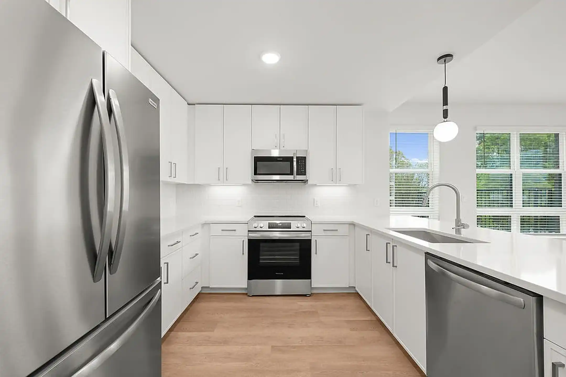 Alexan LoSo - Charlotte, NC 28209 | ApartmentGuide.com