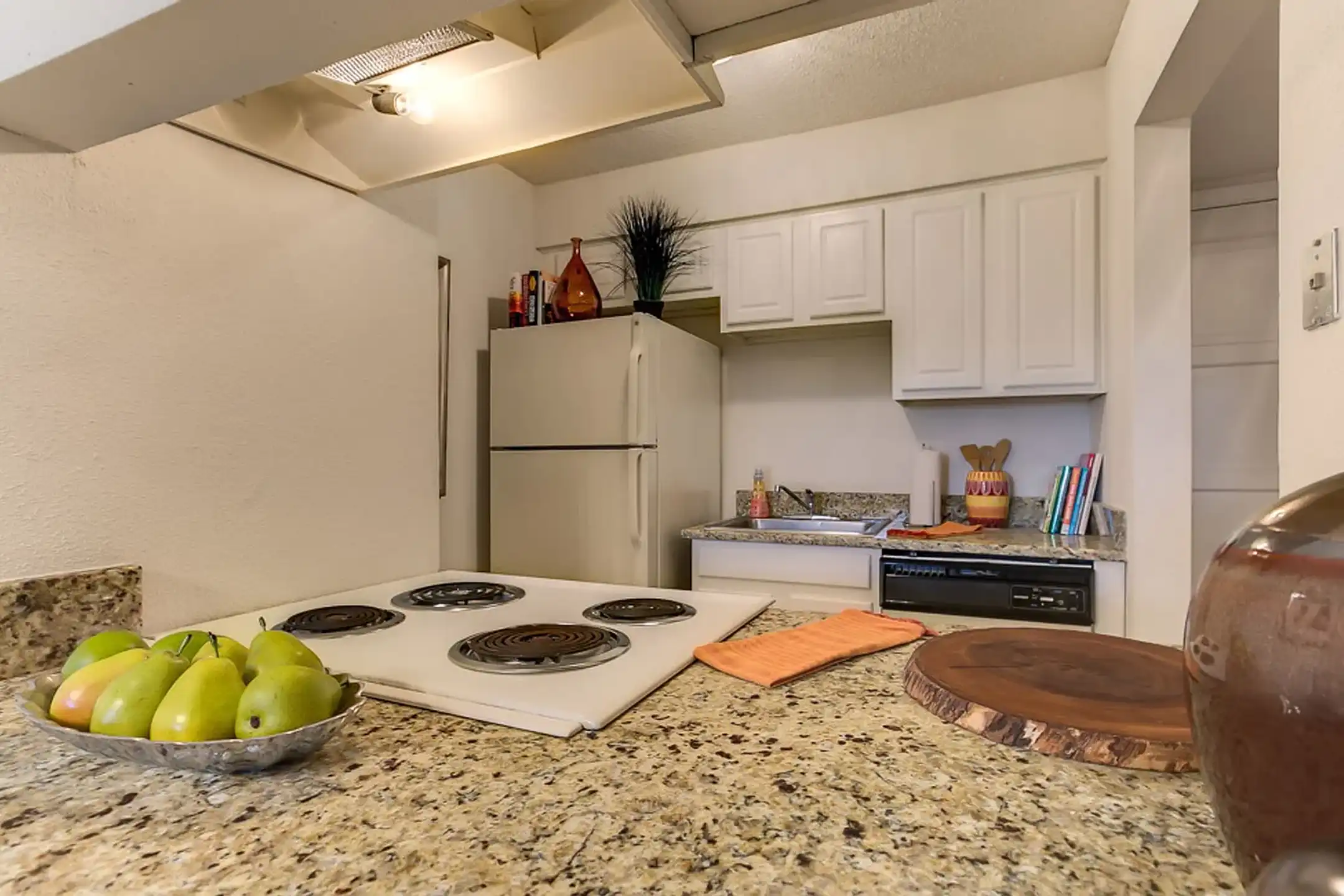 Severn Pointe - Metairie, LA 70001 | ApartmentGuide.com