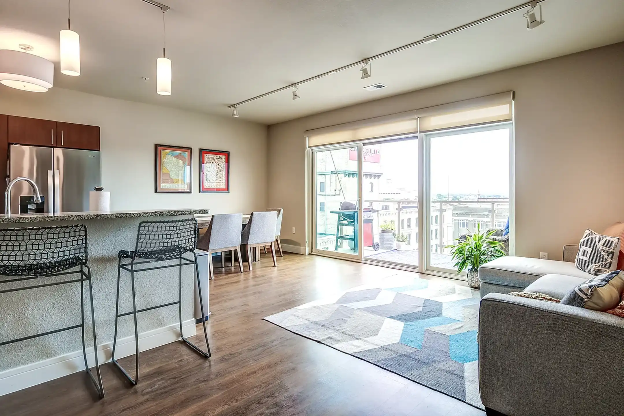 Granary Lofts - Milwaukee, WI 53204 | ApartmentGuide.com