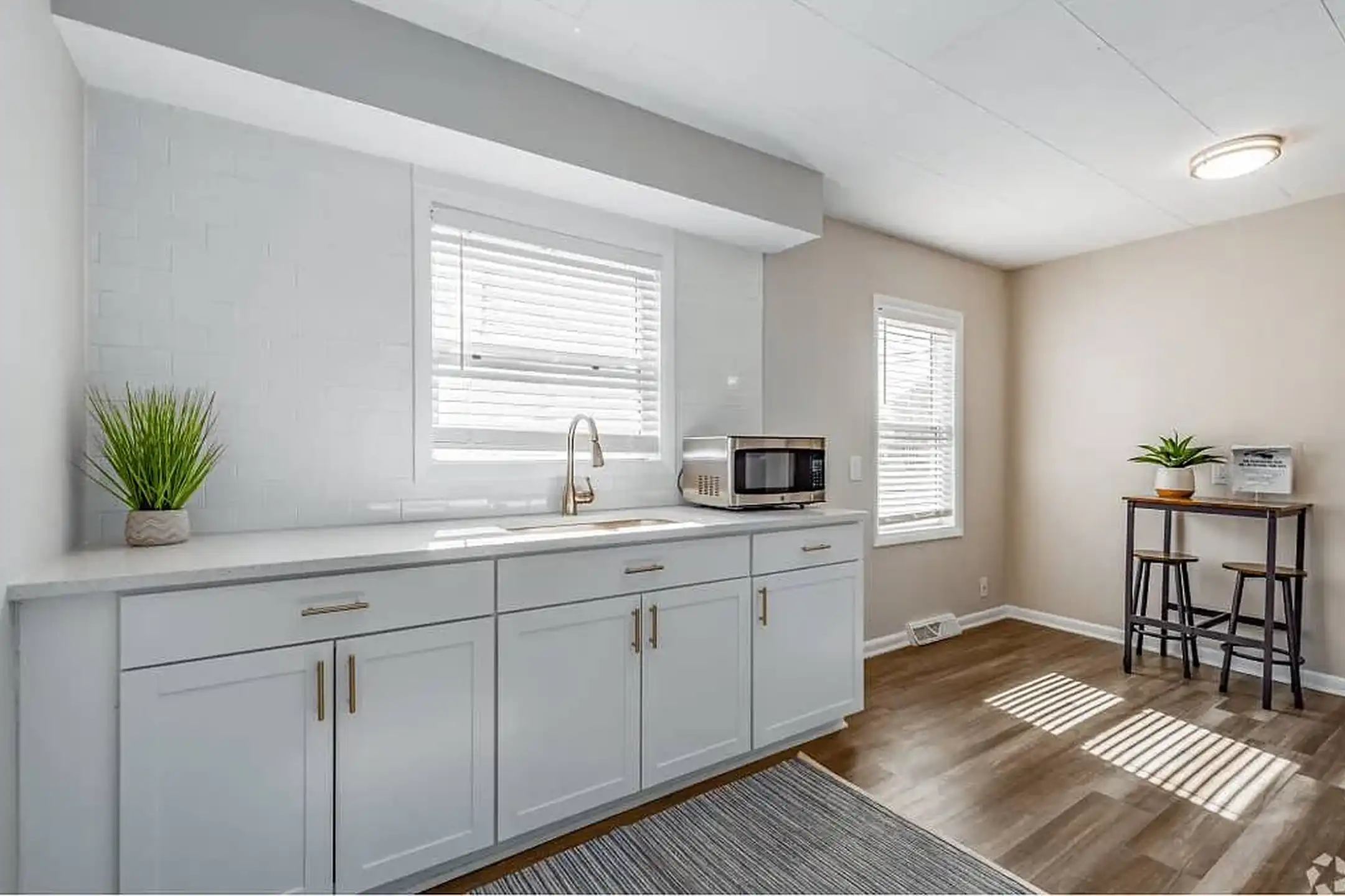 Blue Ridge Apartments - Winchester, VA 22601 | ApartmentGuide.com