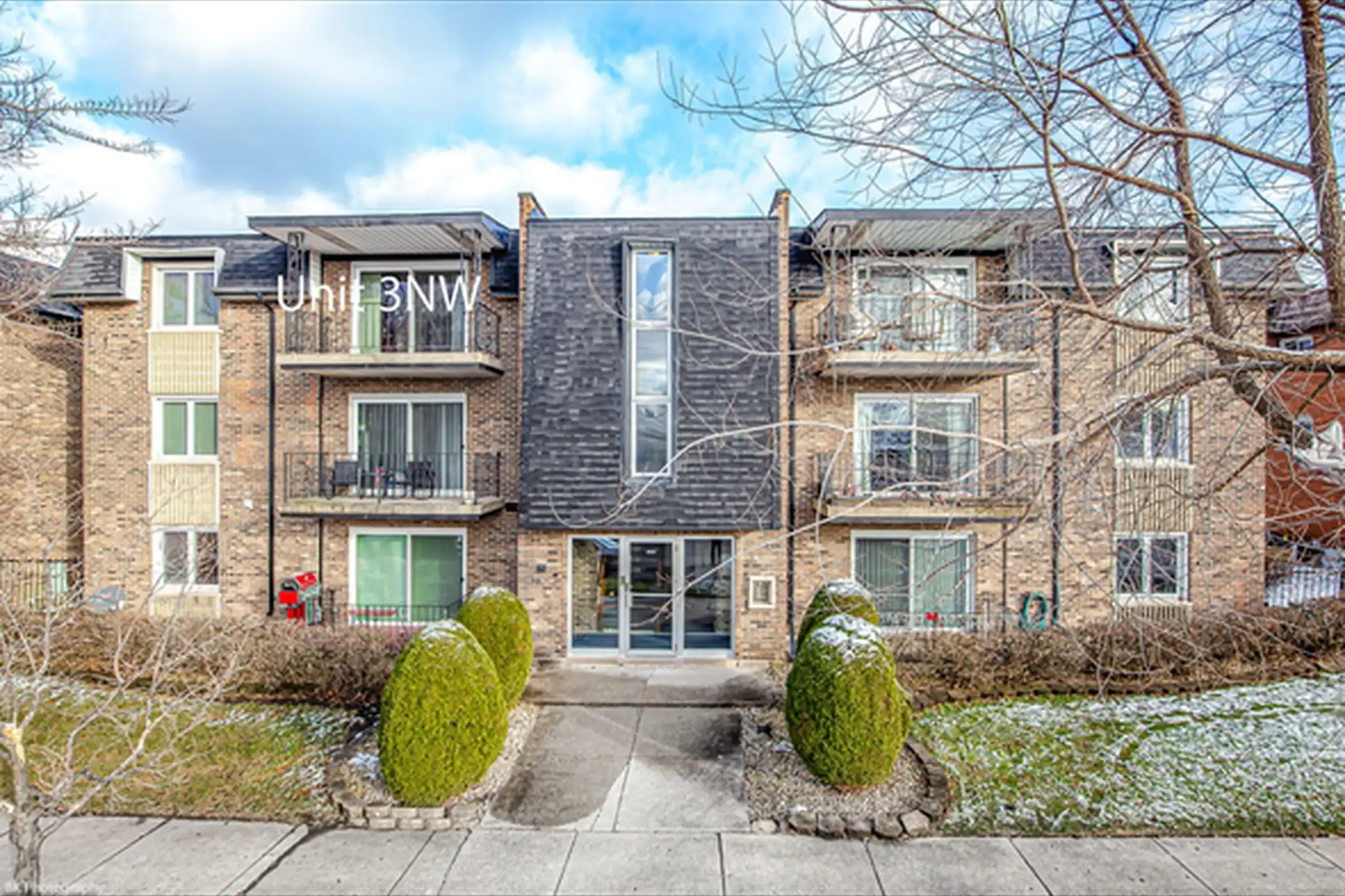 10831 Keating Ave unit 3NW - Oak Lawn, IL 60453 | ApartmentGuide.com