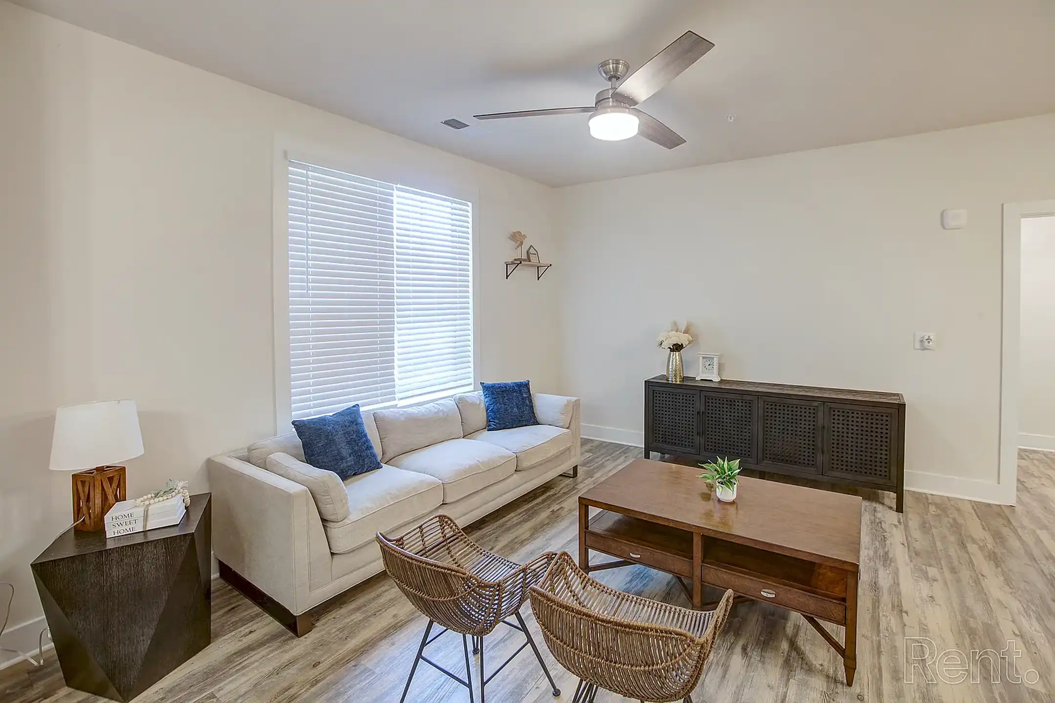 Fox Crossing Apartments at Durham - Durham, NC 27703 | ApartmentGuide.com