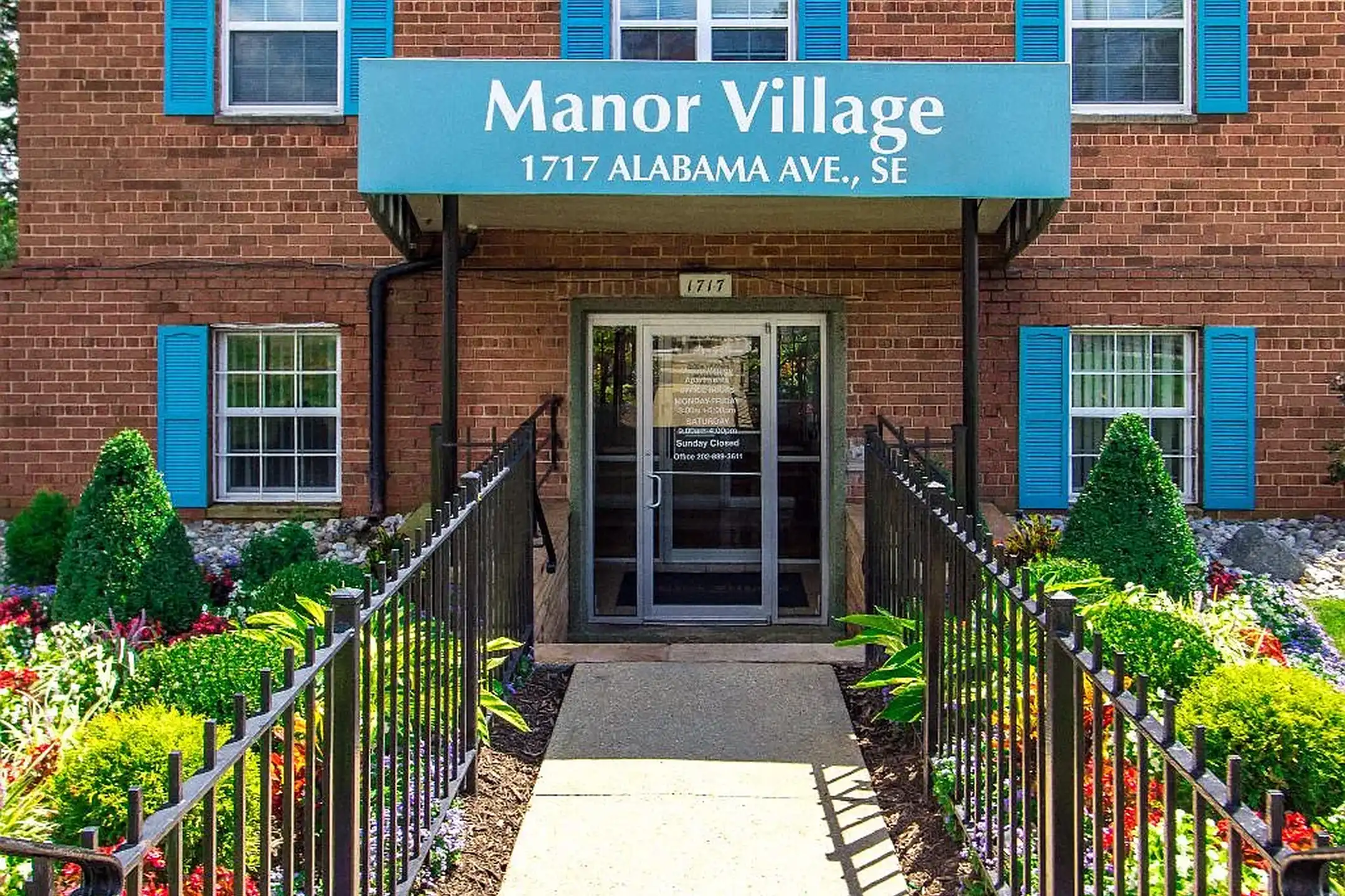 Manor Village - Washington, DC 20020 | ApartmentGuide.com