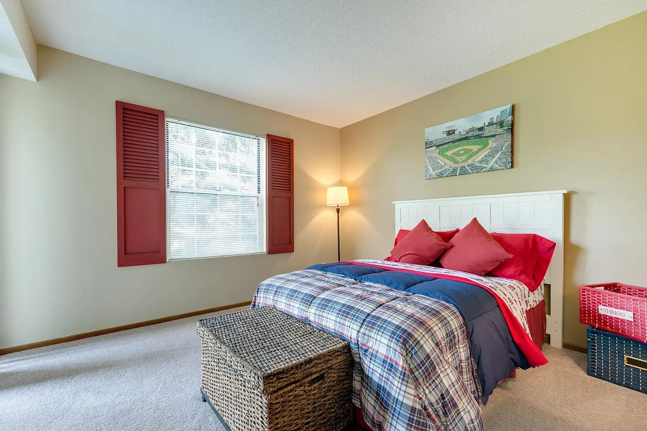 Mallard Ridge - Maple Grove, MN 55369 | ApartmentGuide.com