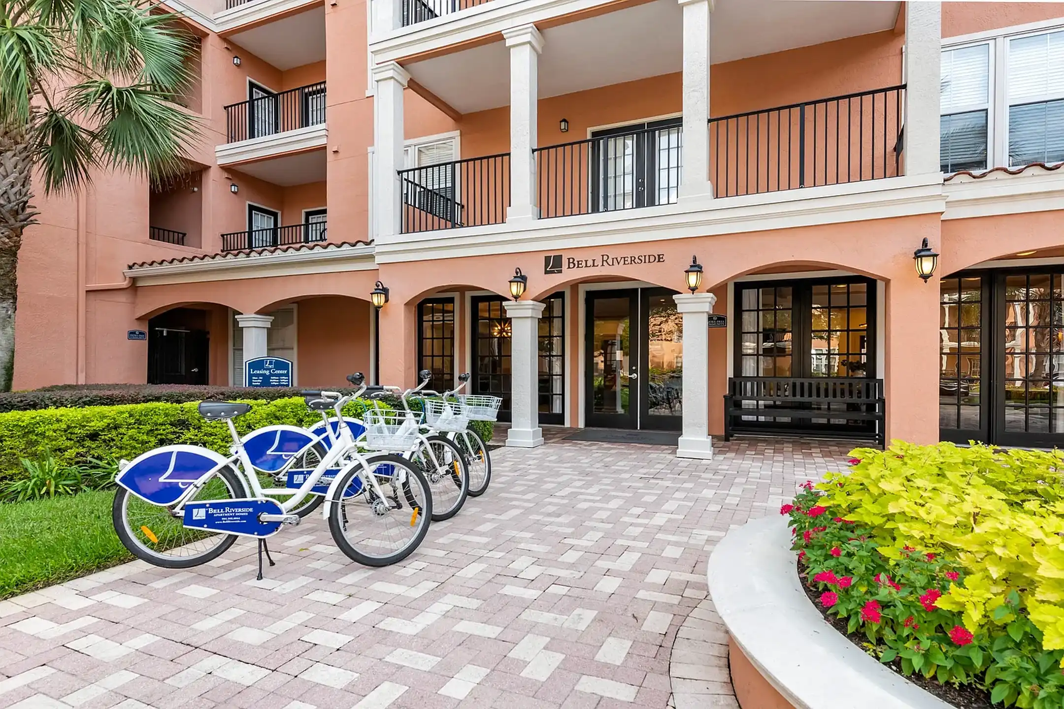 Bell Riverside - Jacksonville, FL 32204 | ApartmentGuide.com