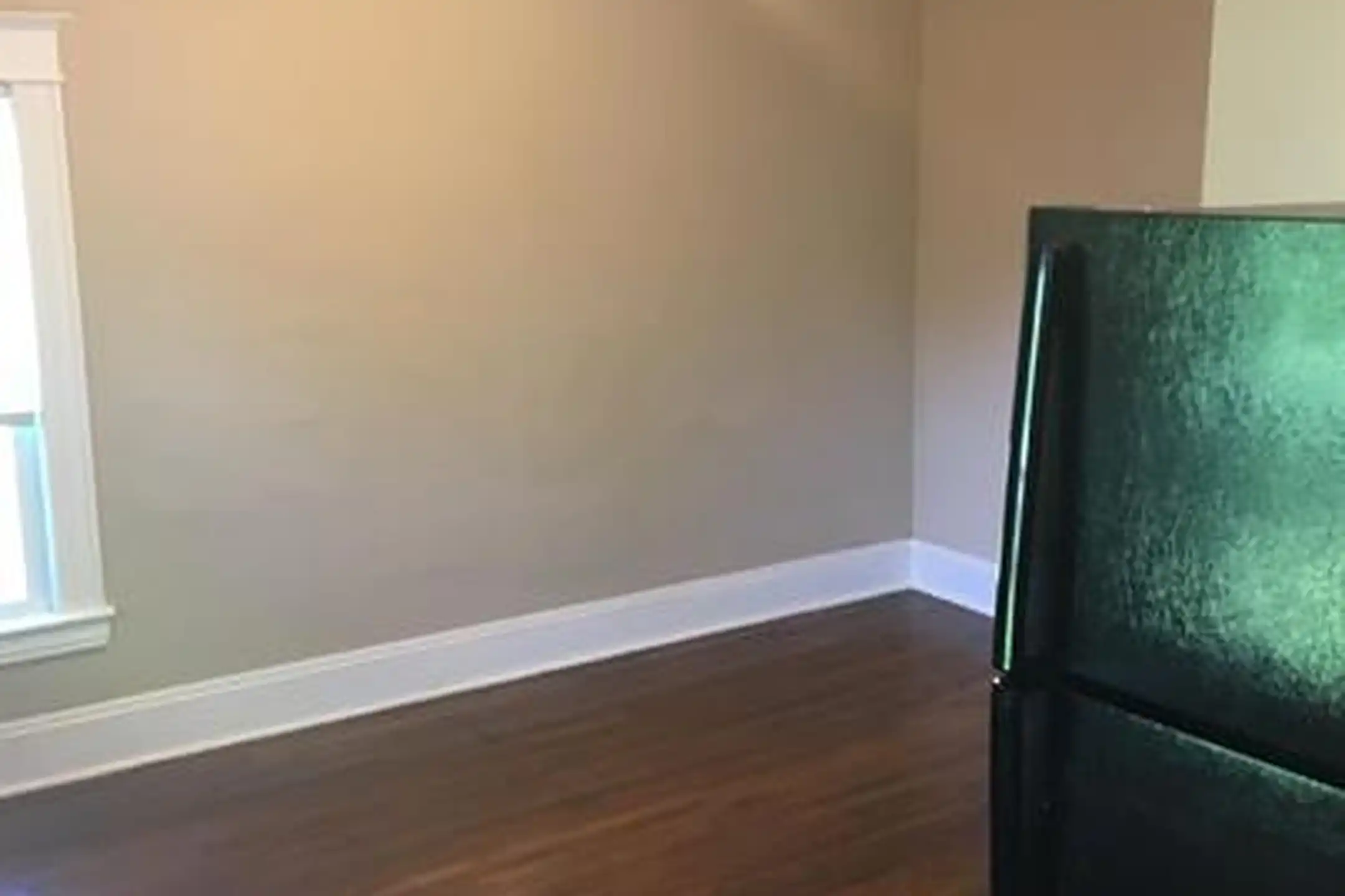 738 W 1st St unit 1 - Elmira, NY 14905 | ApartmentGuide.com