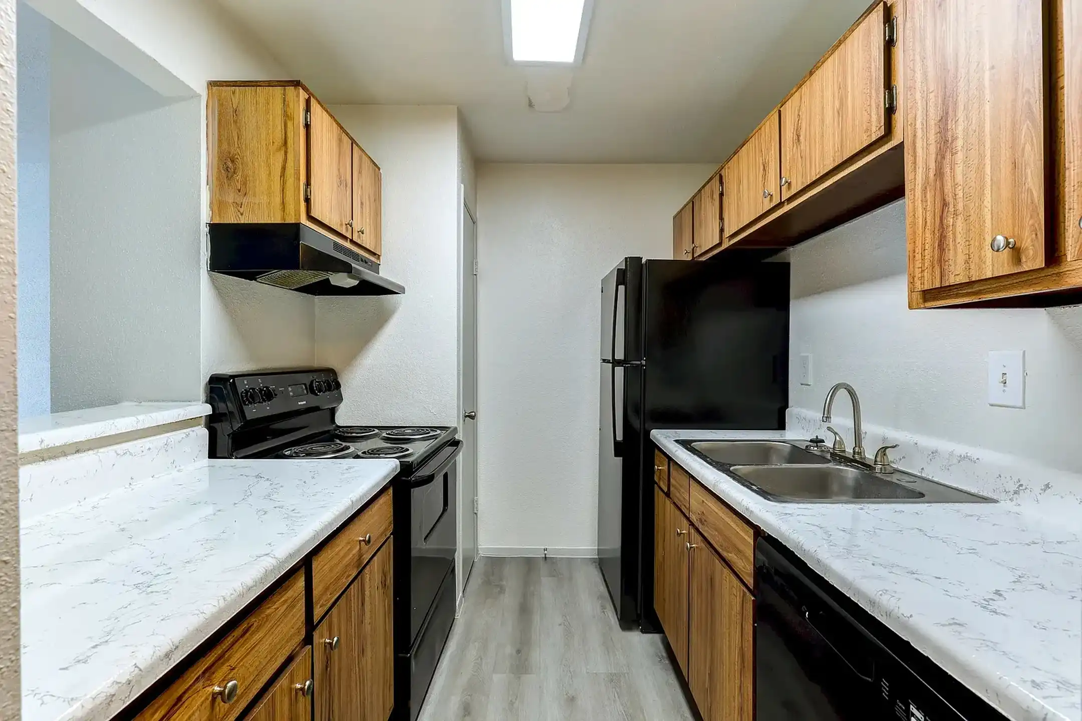 The Redford - Houston, TX 77034 | ApartmentGuide.com