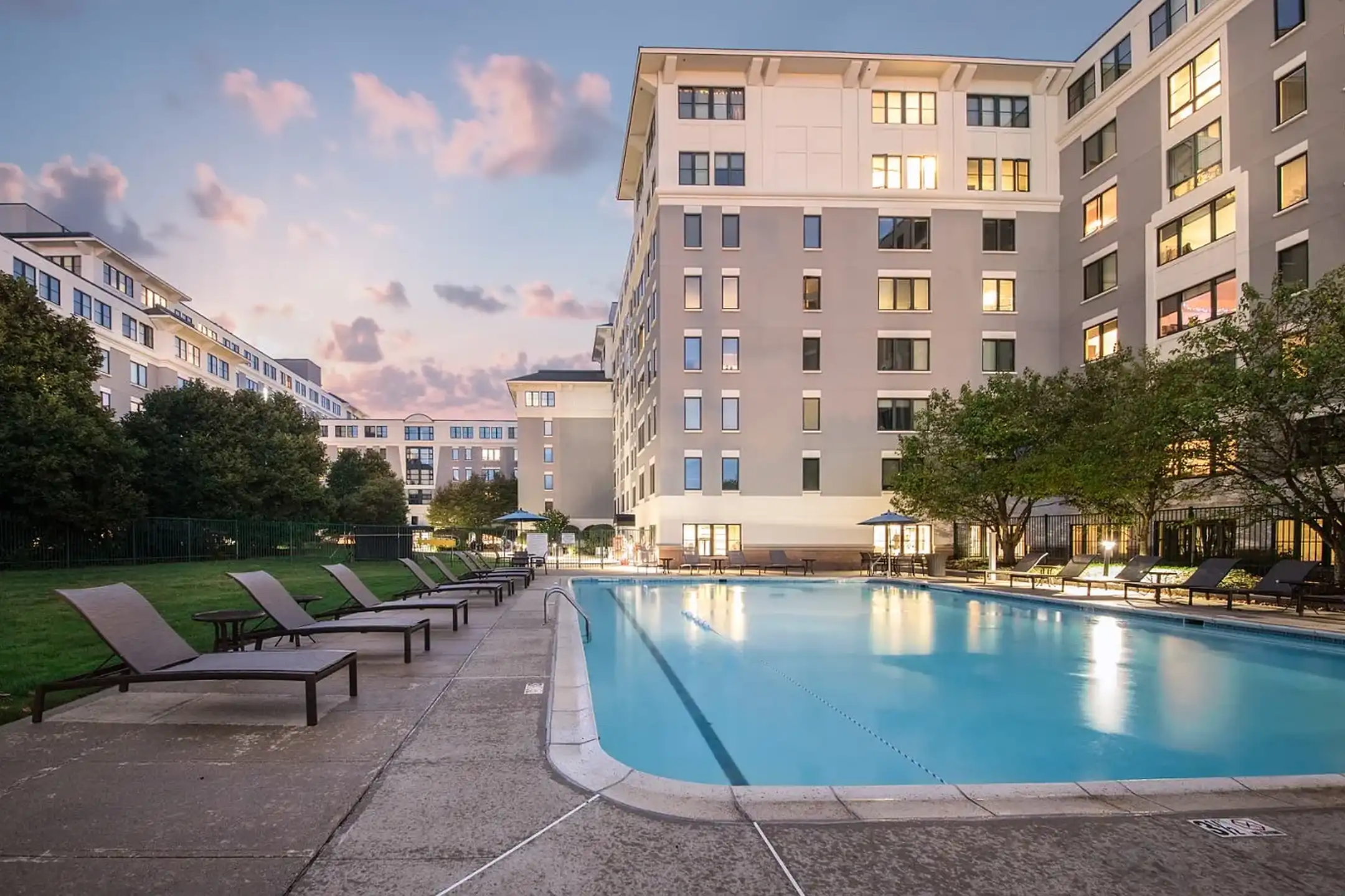Cambridge Park Apartments - Cambridge, MA 02140 | ApartmentGuide.com