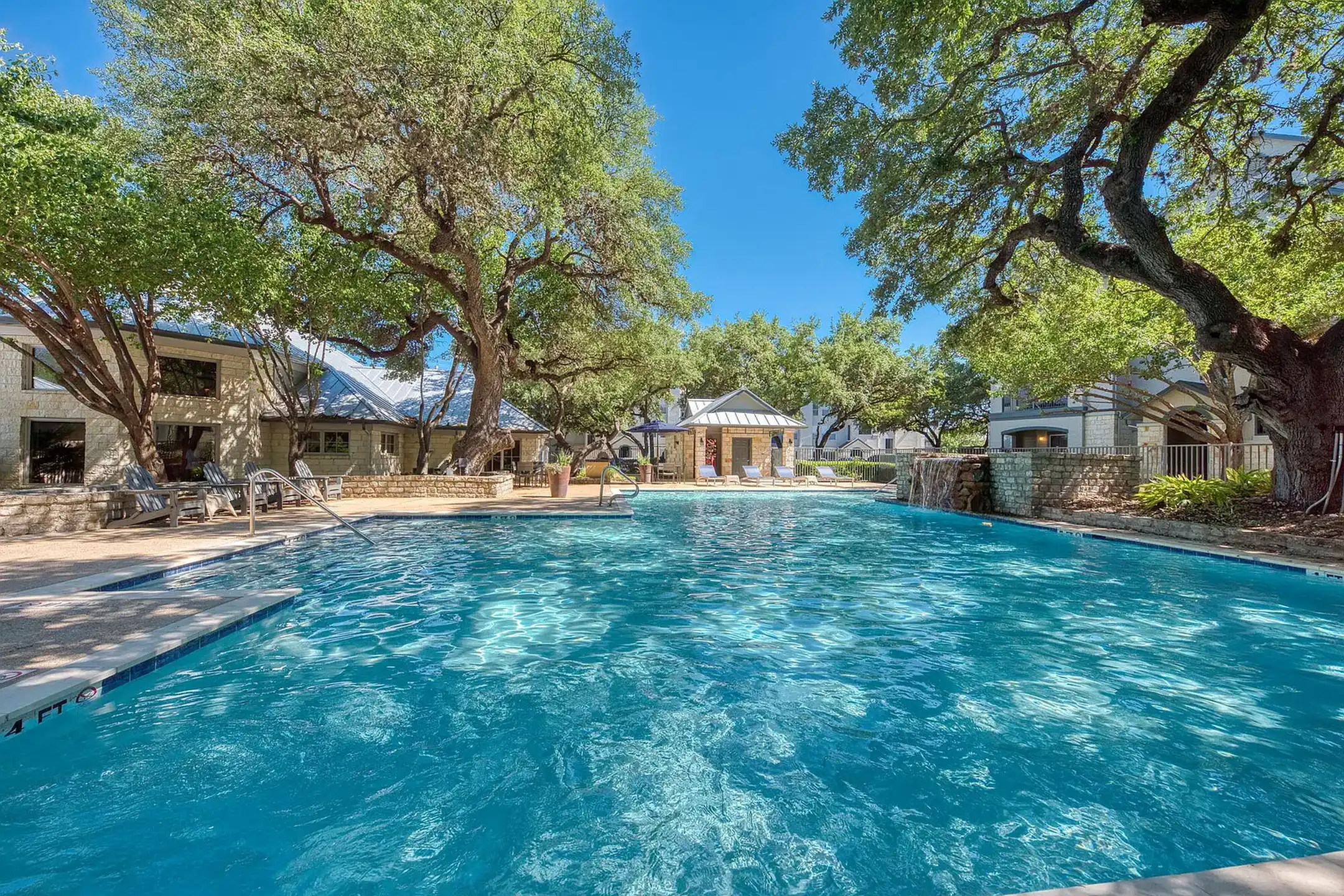 Signature Ridge - San Antonio, TX 78229 | ApartmentGuide.com
