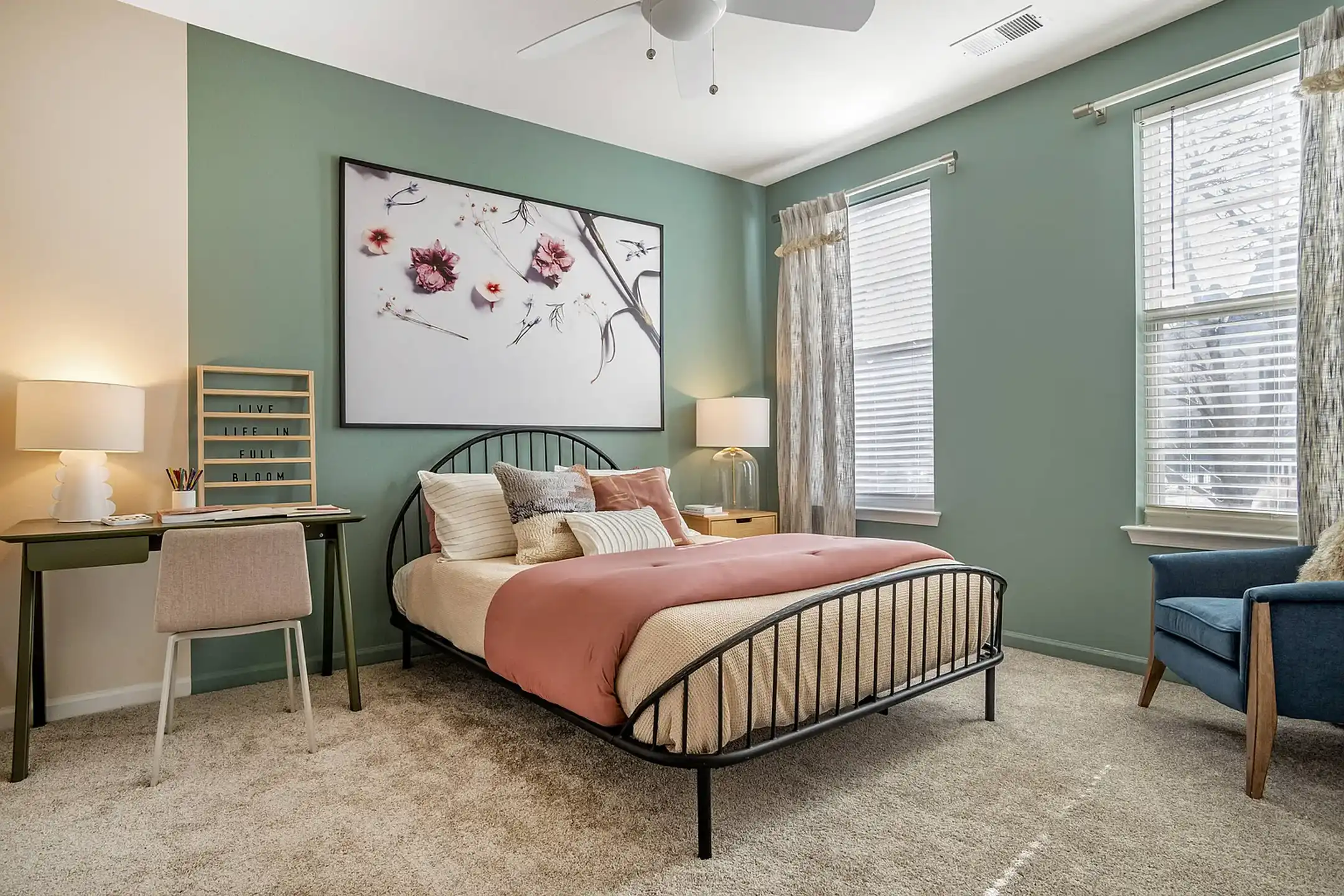 Bell Ashburn Farms - Ashburn, VA 20148 | ApartmentGuide.com