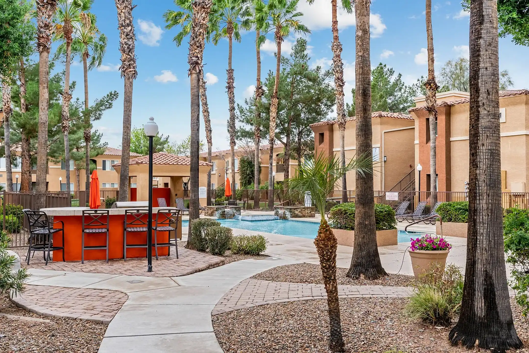 Desert Harbor - Peoria, AZ 85381 | ApartmentGuide.com
