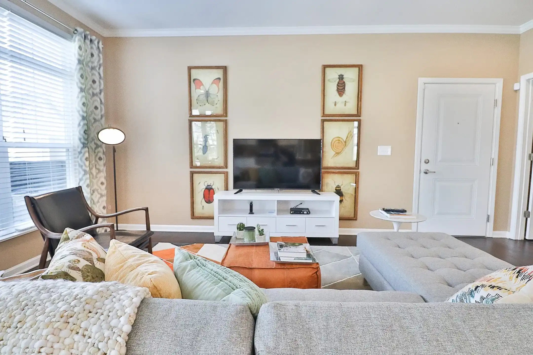 The Charles at Riggins Run - Dublin, OH 43016 | ApartmentGuide.com