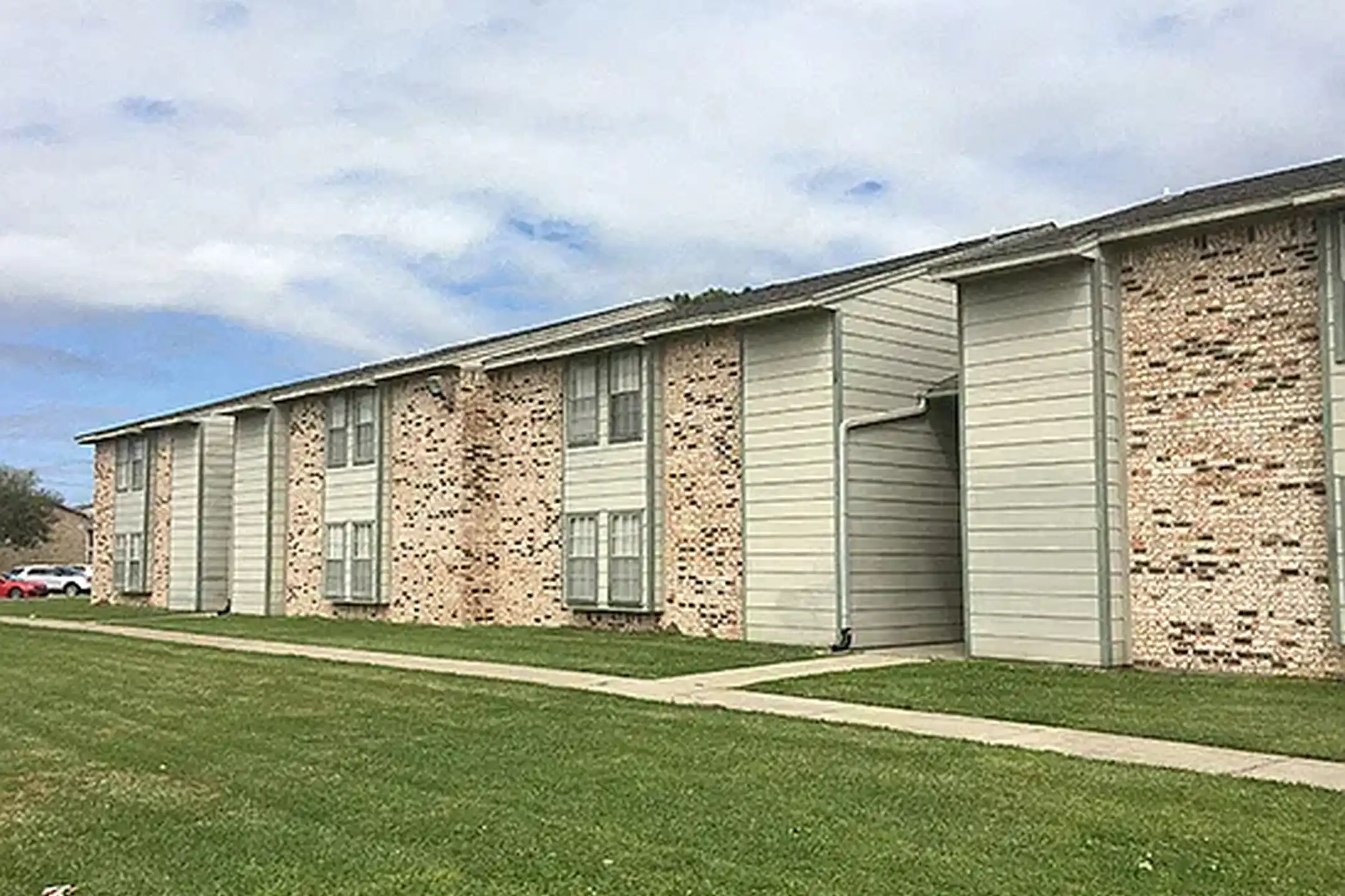 Bent Tree Apartments - Port Arthur, TX 77642 | ApartmentGuide.com