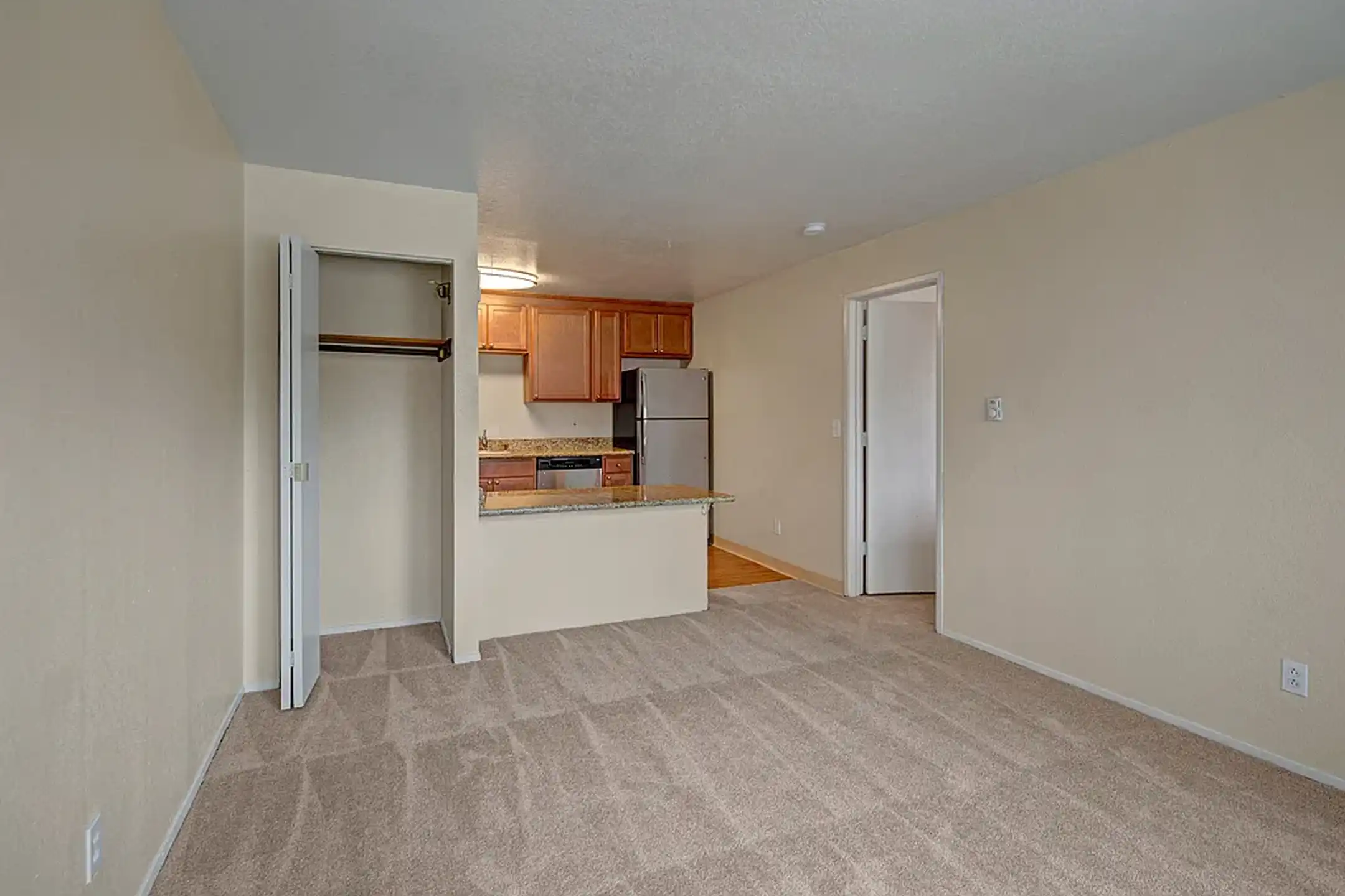 The Club at Eagle Point - Anchorage, AK 99507 | ApartmentGuide.com