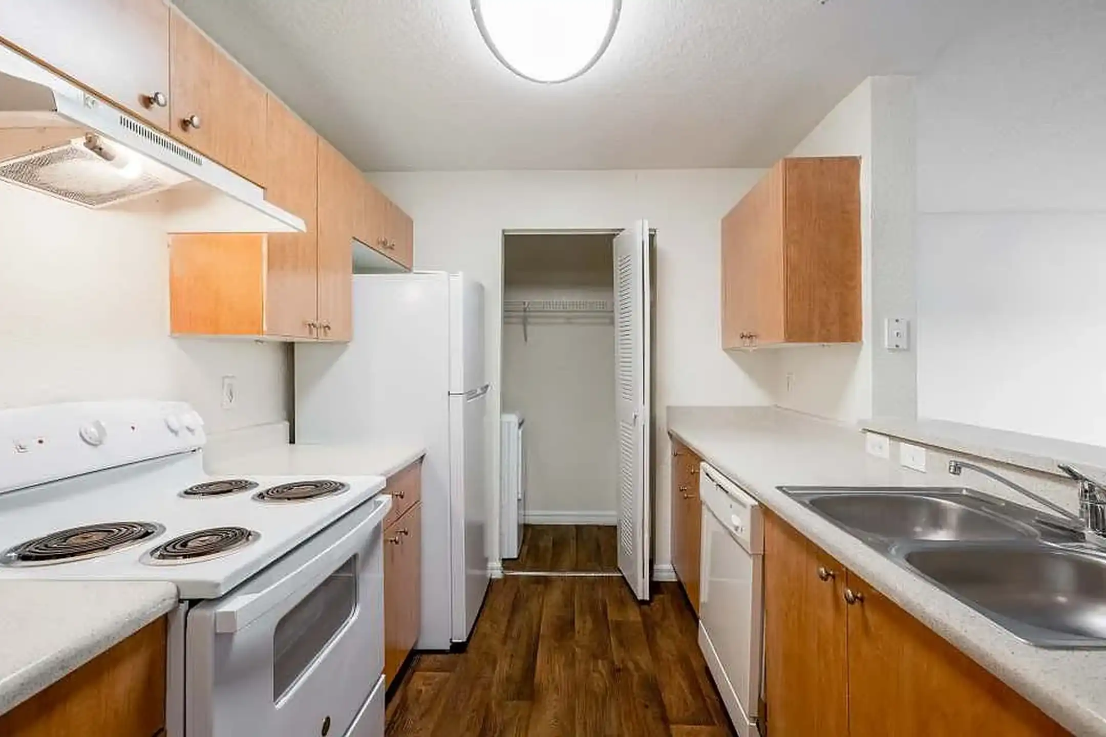 Mission Pointe - Jacksonville, FL 32218 | ApartmentGuide.com