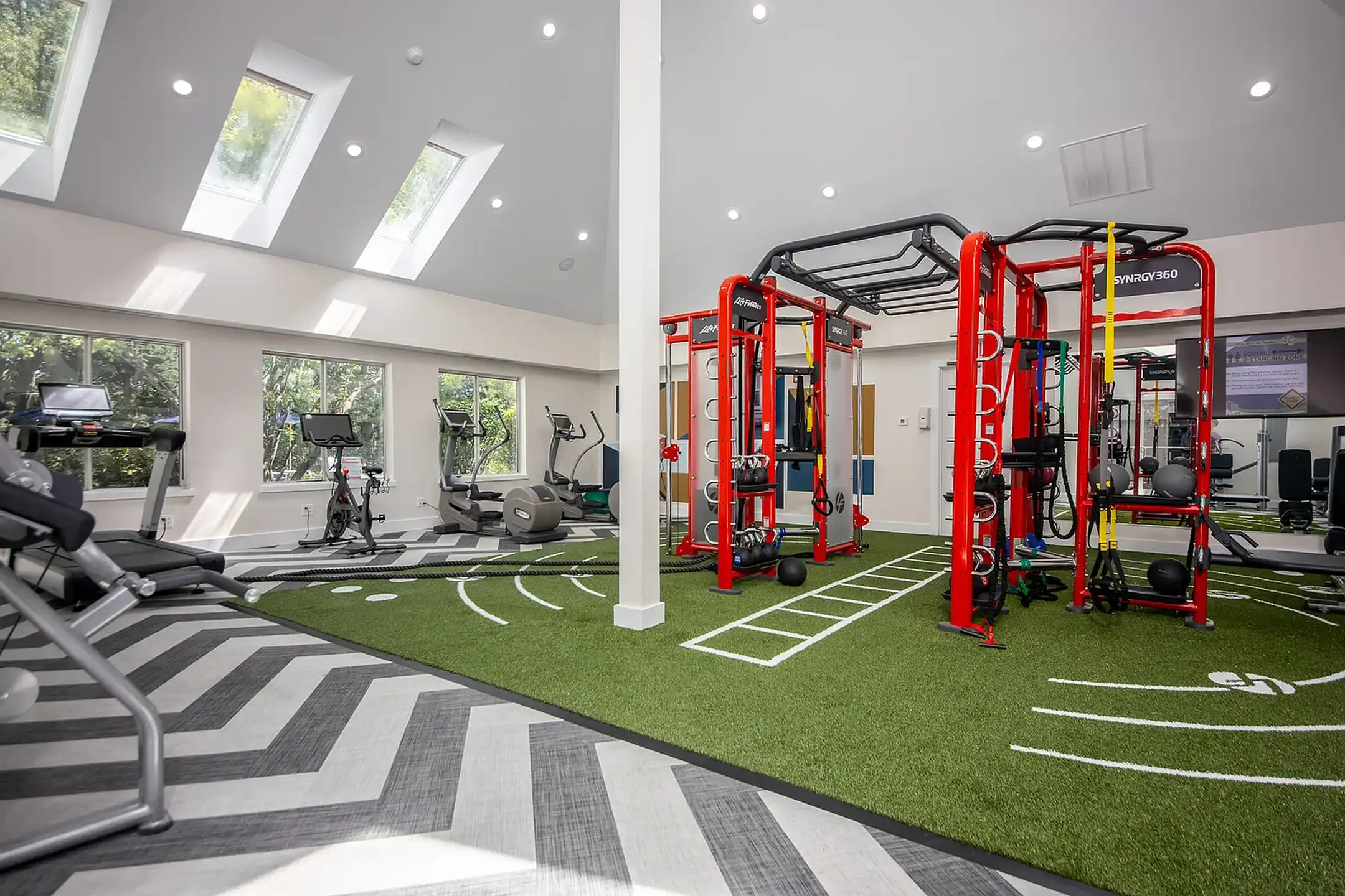 Cabot Crossing - Lowell, MA 01852 | ApartmentGuide.com