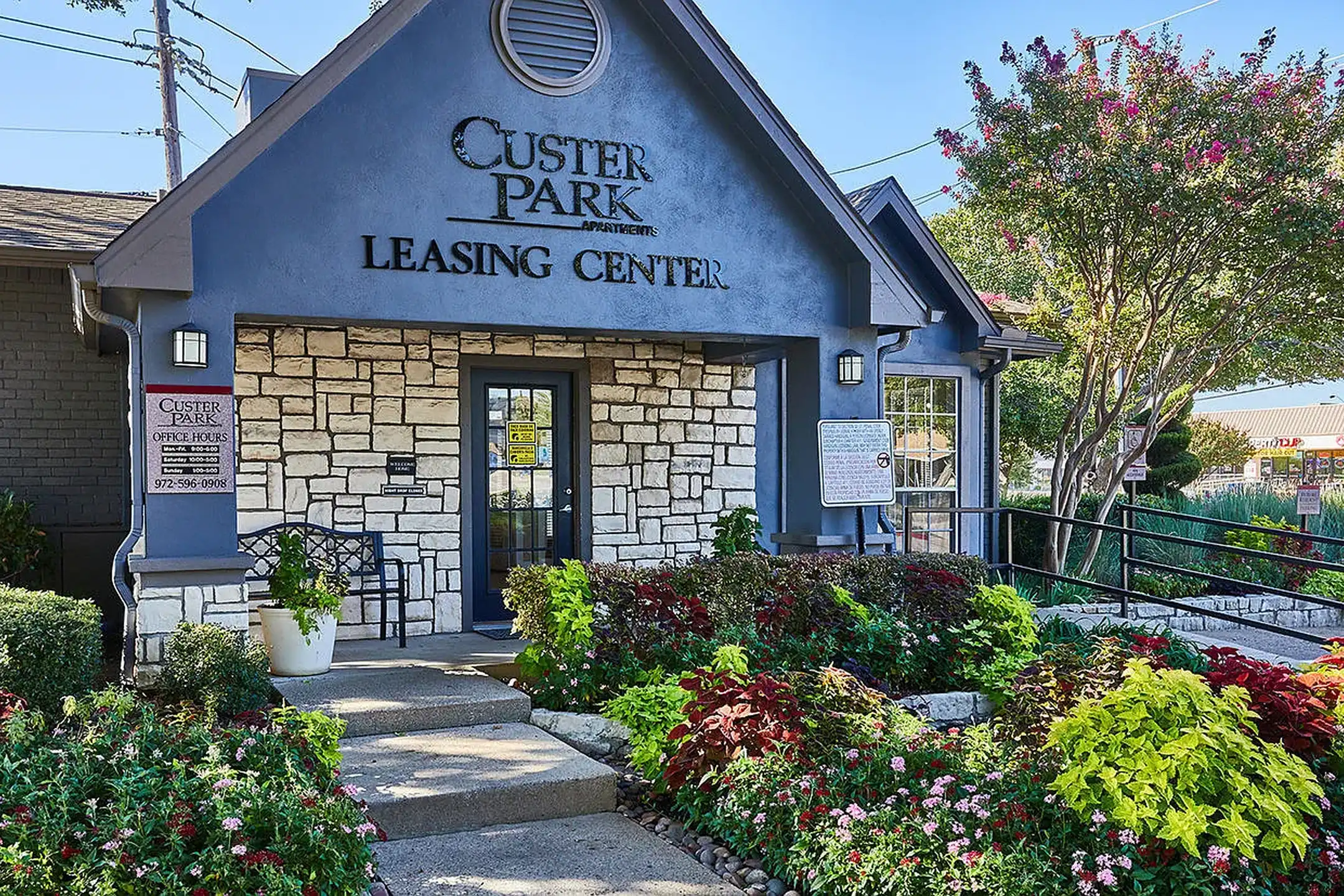 Custer Park - Plano, TX 75023 | ApartmentGuide.com