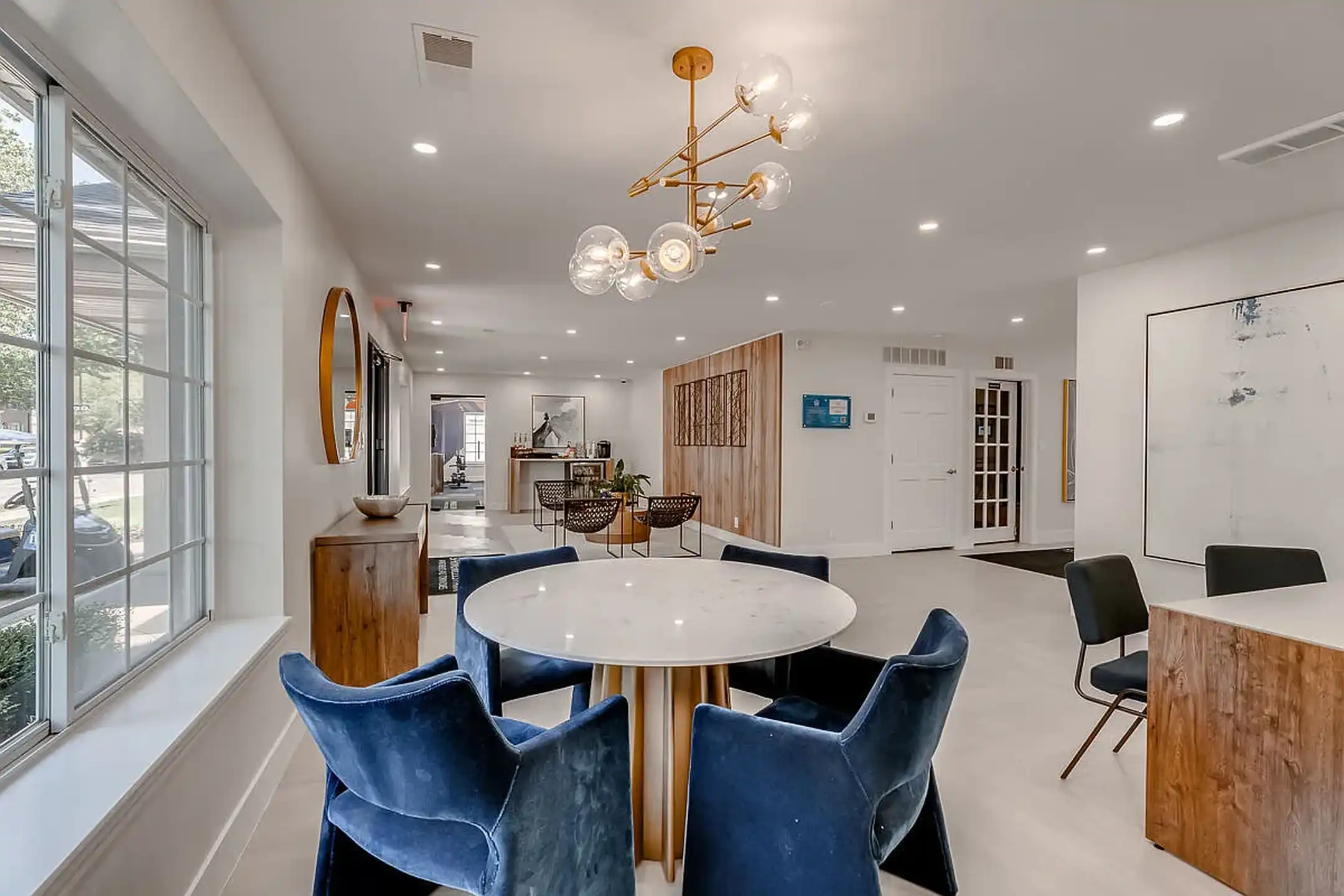 Springwells Park - Dearborn, MI 48120 | ApartmentGuide.com