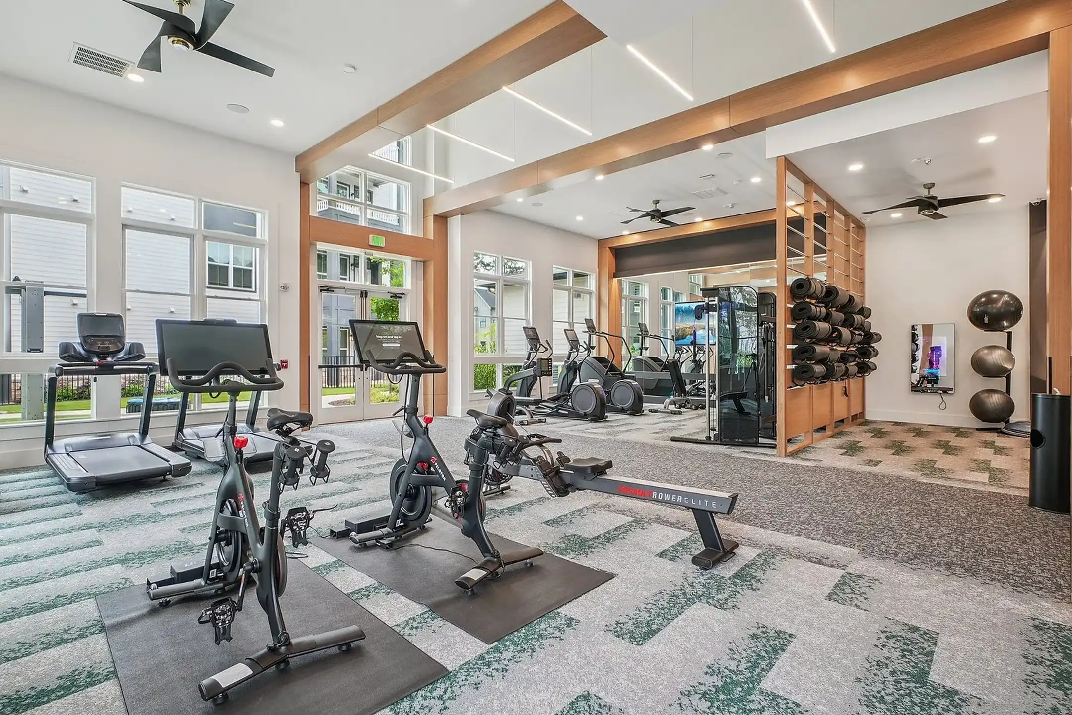 MAA Vale - Raleigh, NC 27612 | ApartmentGuide.com