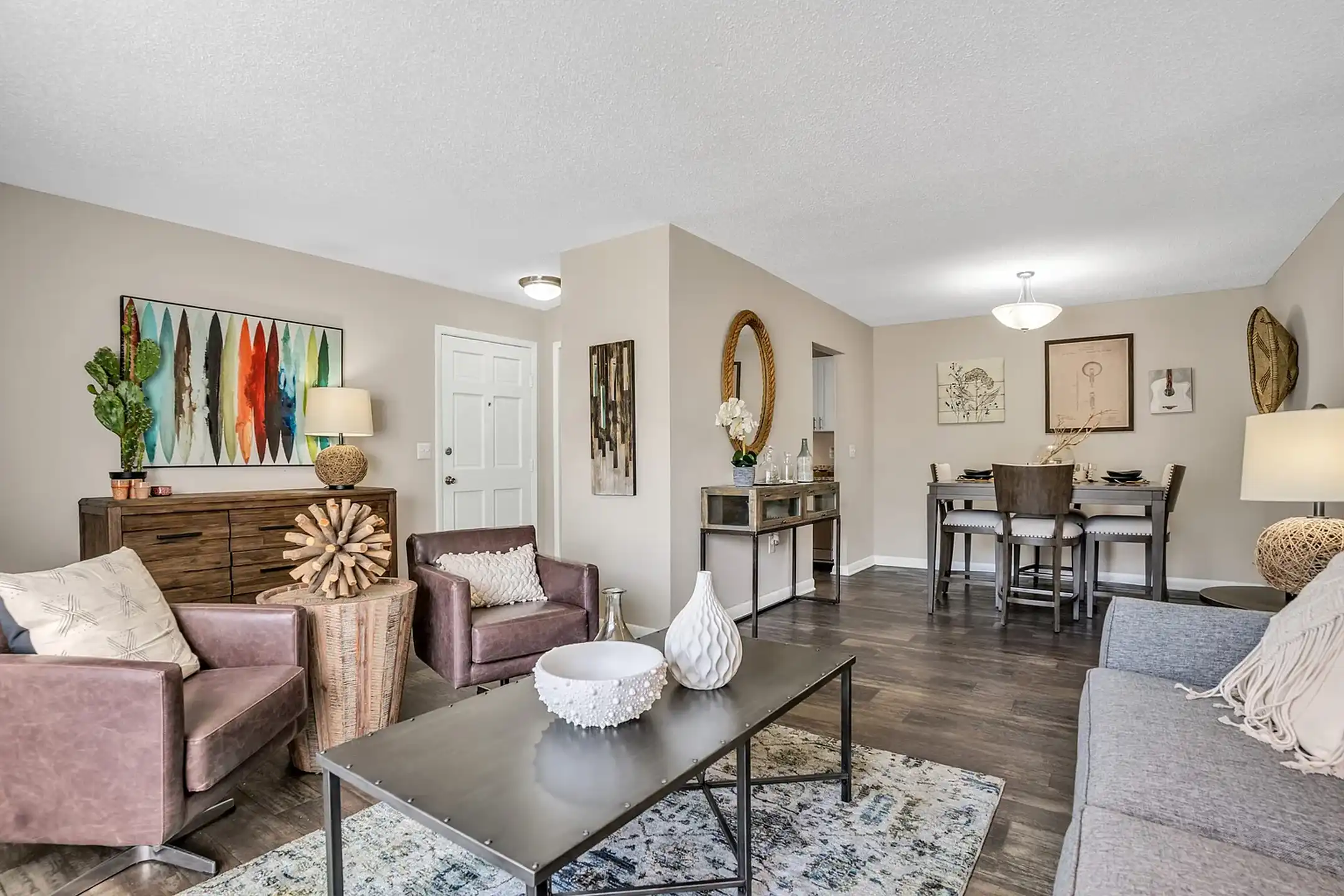 Castilian Apartments - Orlando, FL 32839 | ApartmentGuide.com