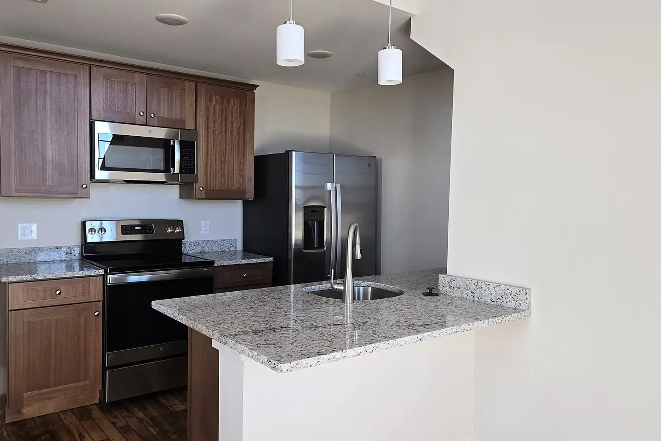 King Philip Lofts - Fall River, MA 02724 | ApartmentGuide.com