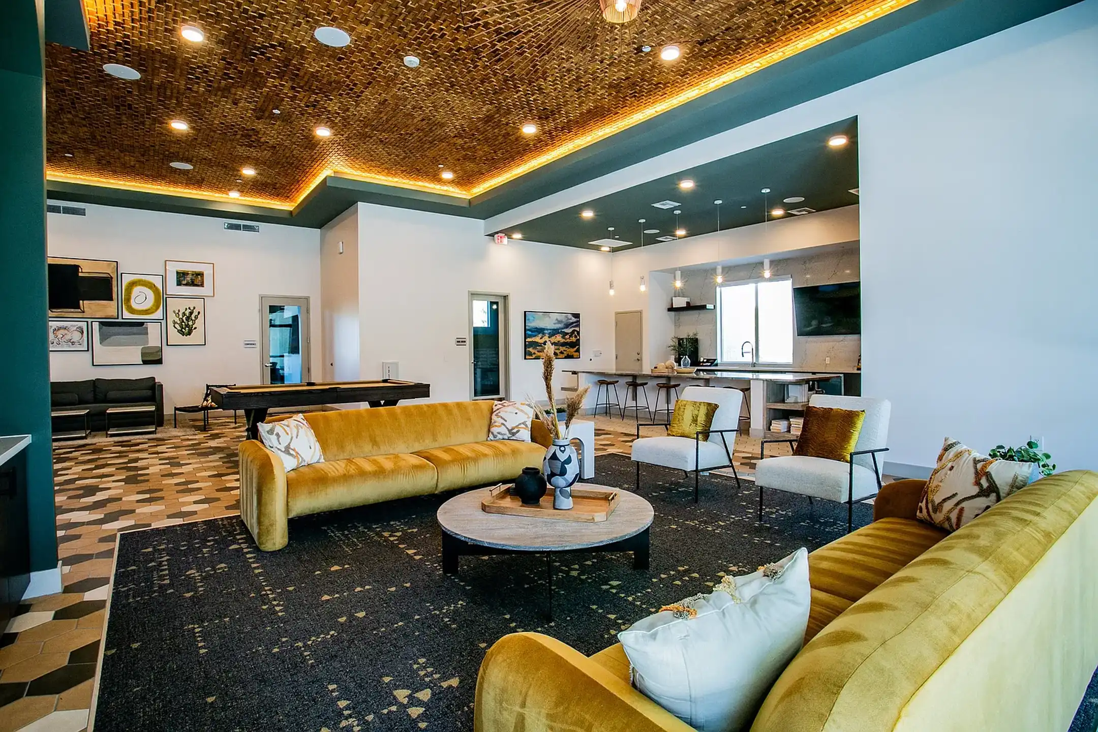 LeVante at Valley Vista - Las Vegas, NV 89131 | ApartmentGuide.com