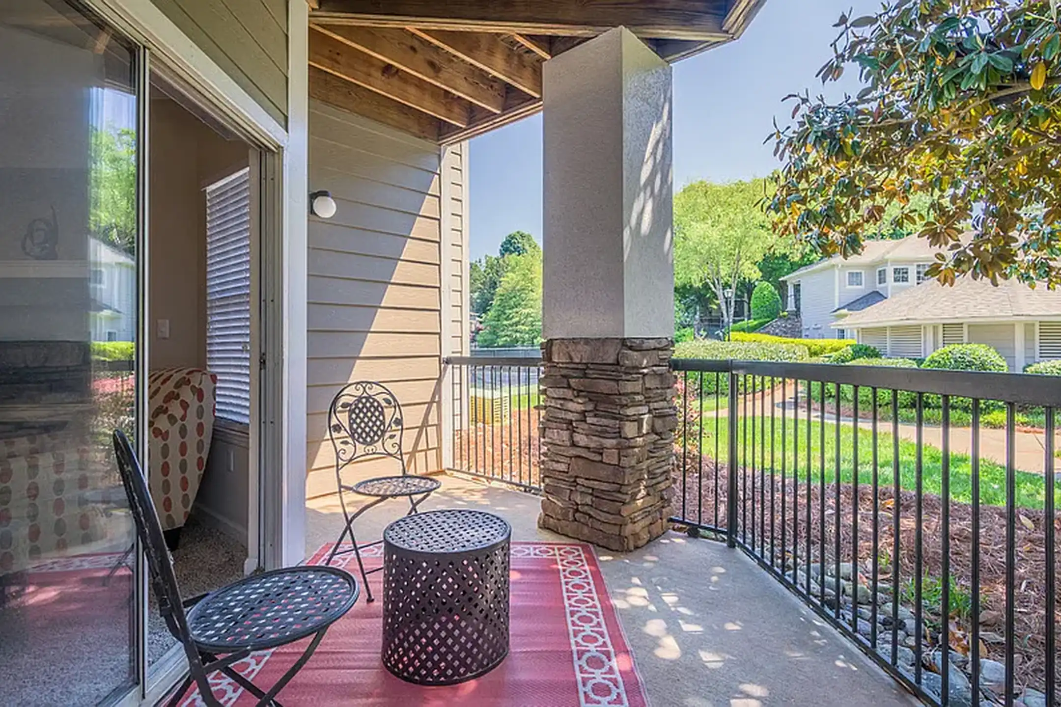 Parkside at South Tryon - Charlotte, NC 28217 | ApartmentGuide.com
