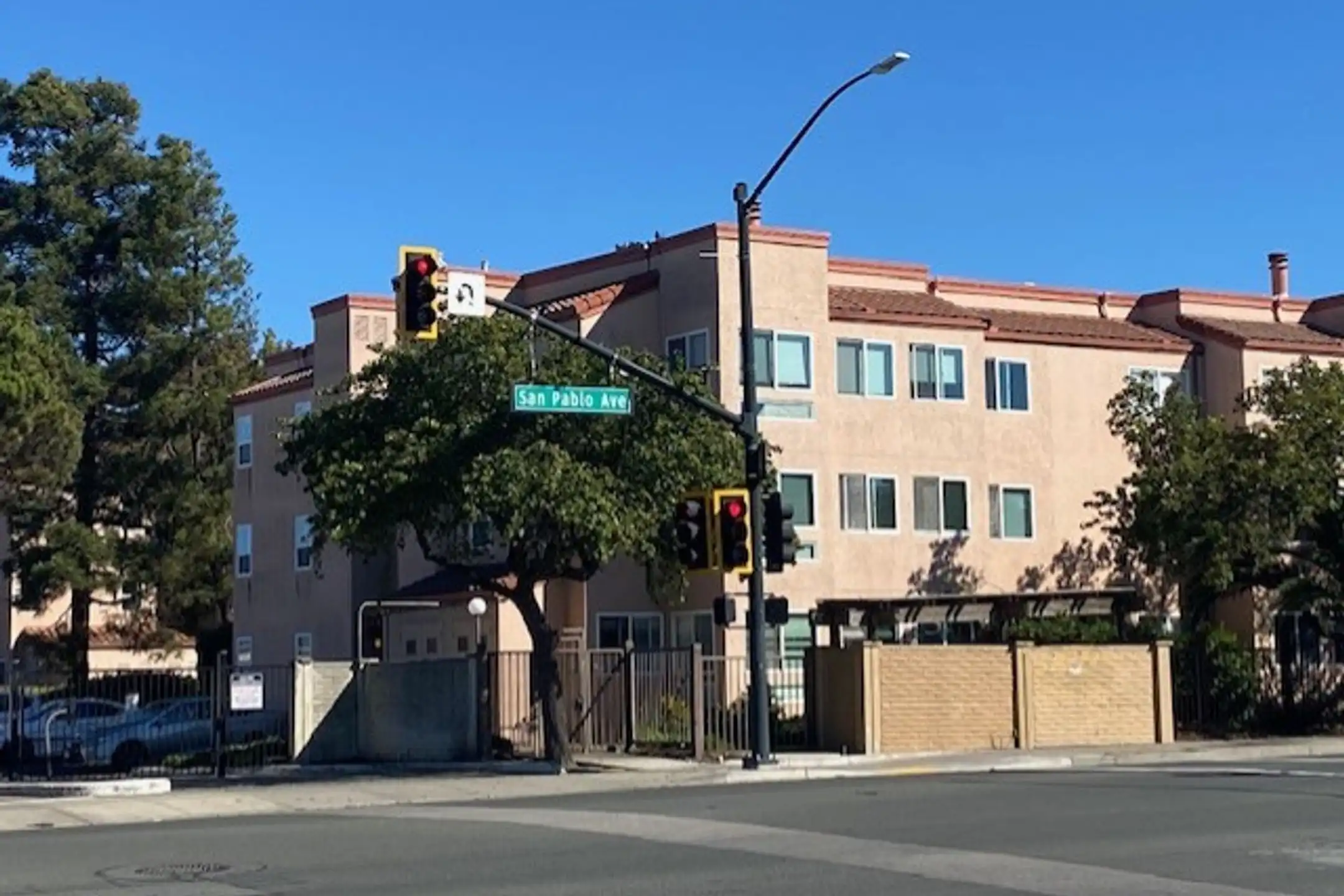 1000 Evergreen Ter unit # 1303 - San Pablo, CA 94806 | ApartmentGuide.com