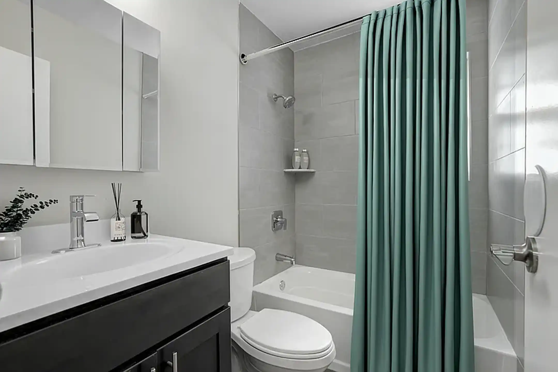 Butler Ridge - Butler, NJ 07405 | ApartmentGuide.com